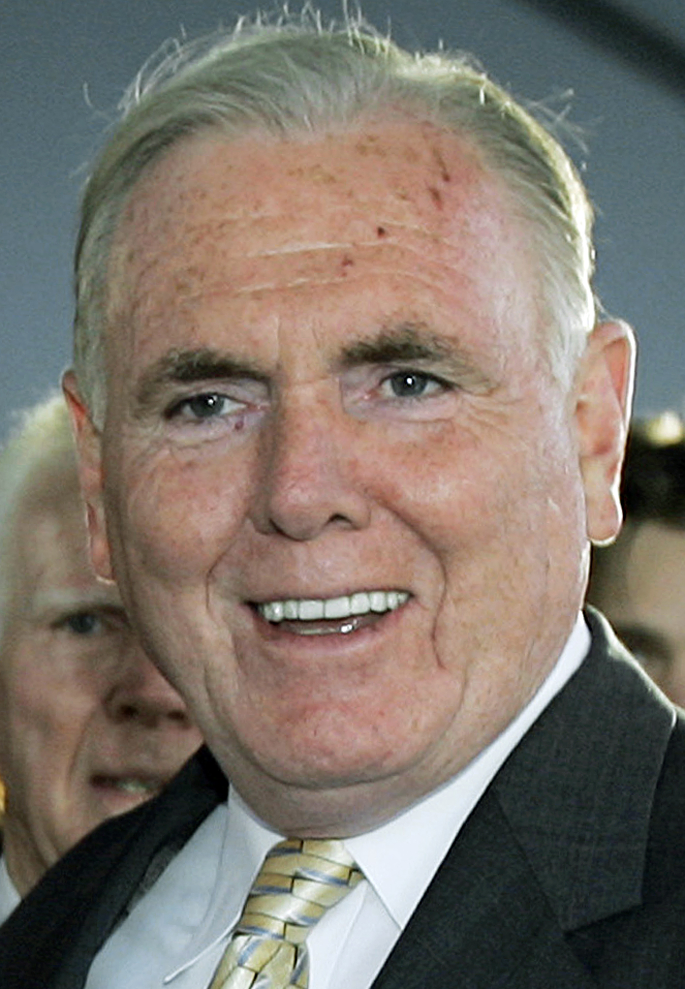 Former mayor Raymond Flynn receives defibrillator - The Boston Globe