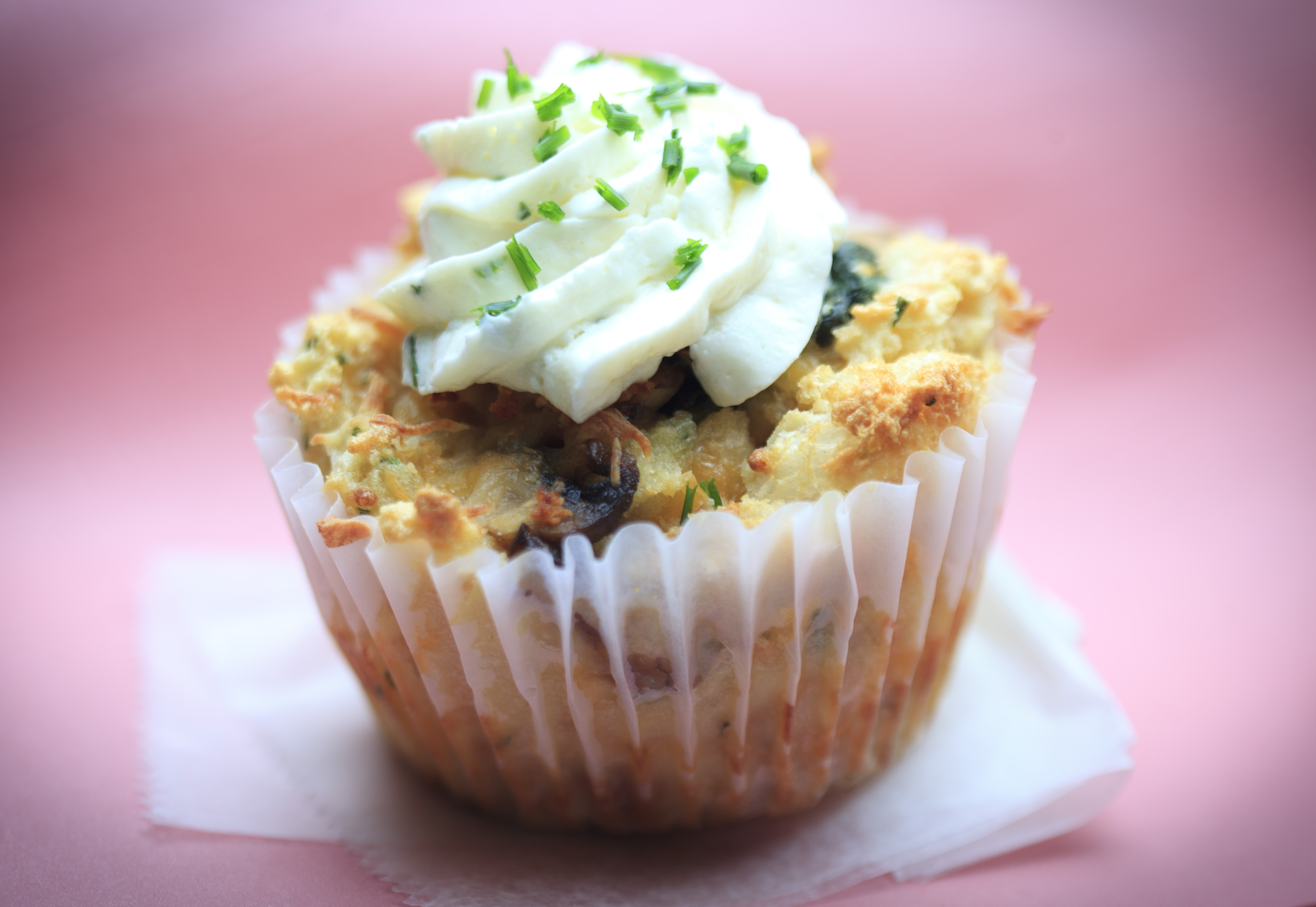 New Lulu’s celebrates with breakfast cupcakes - The Boston Globe