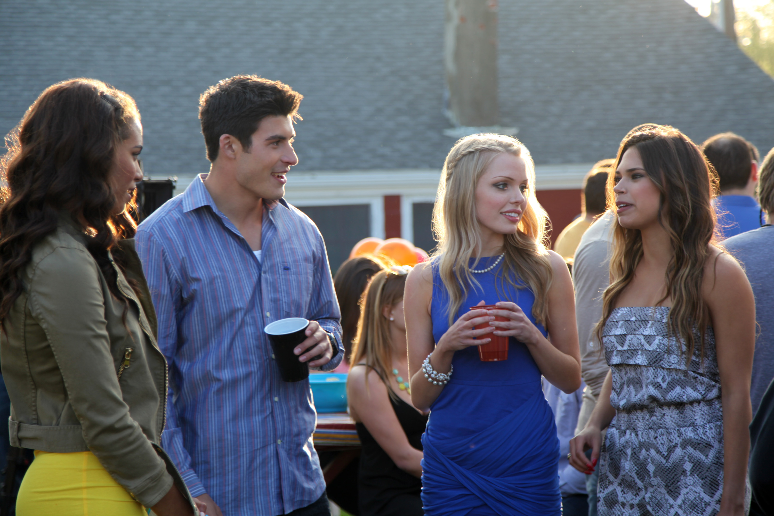 ‘The Vineyard’ stars get busy marketing - The Boston Globe