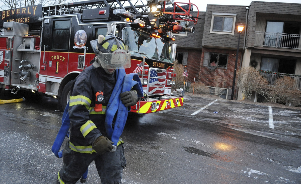 Beverly fire displaces 18 families - The Boston Globe