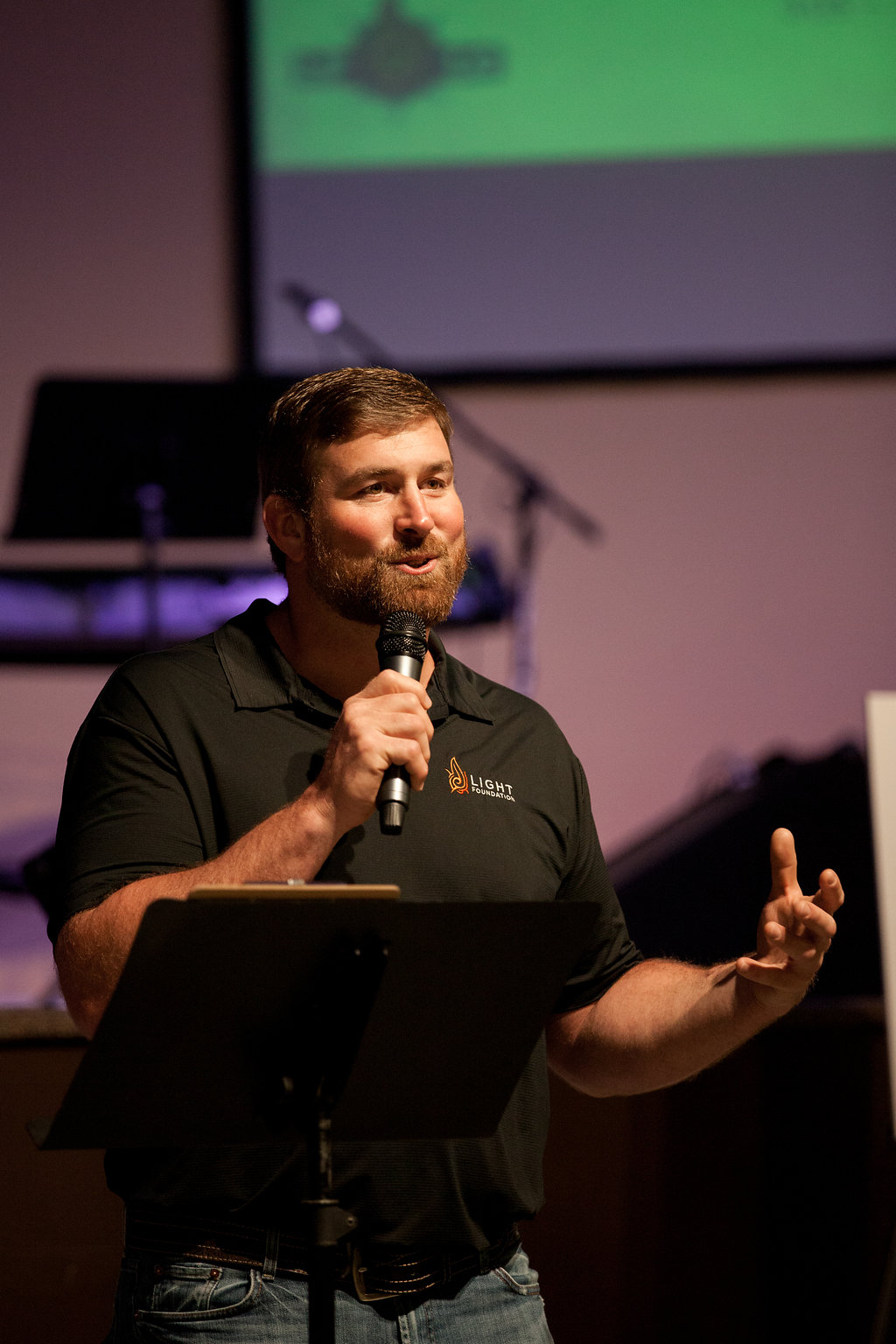 Matt Light holds leadership conference for students - The Boston Globe