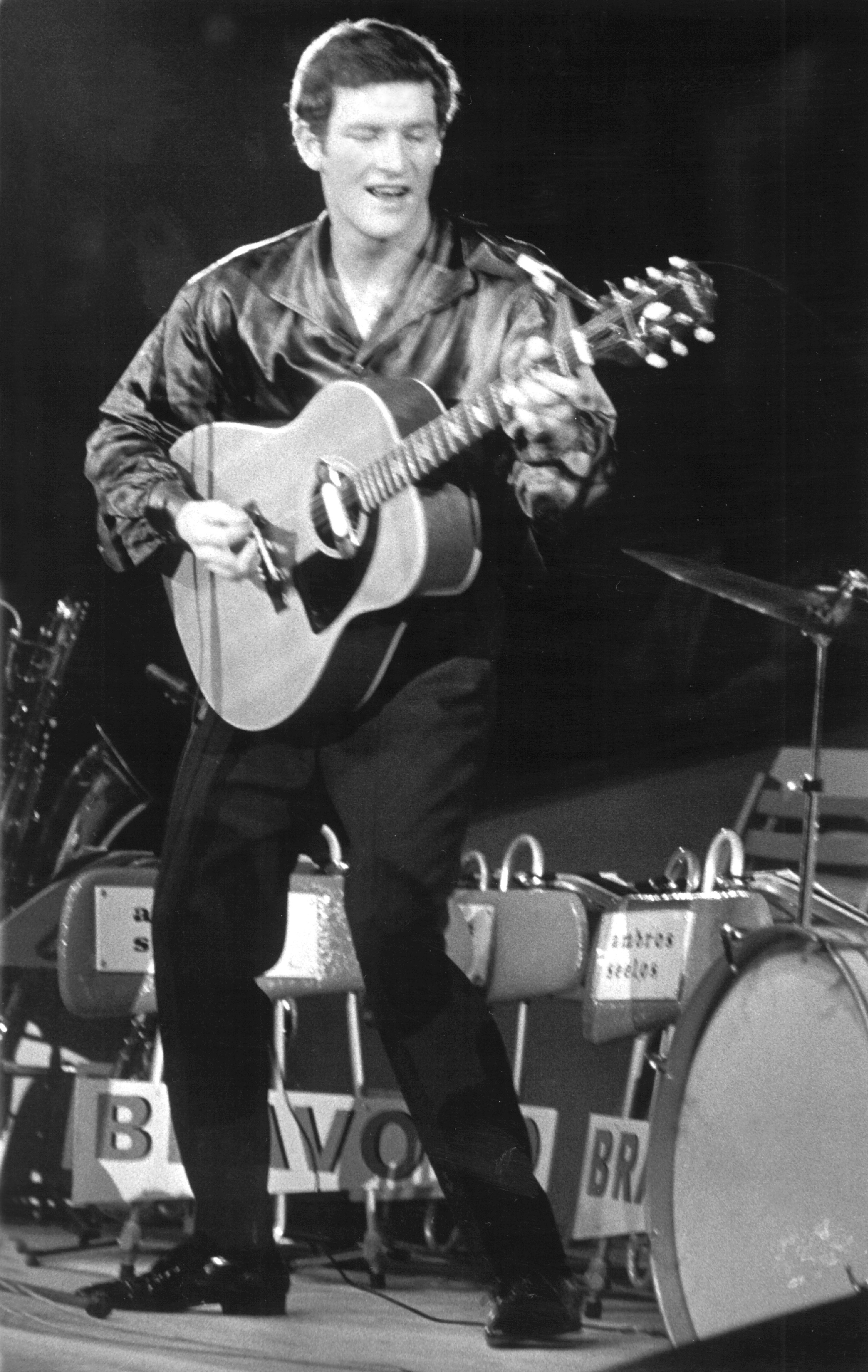 Tony Sheridan, 72; guitarist helped Beatles get start - The Boston Globe