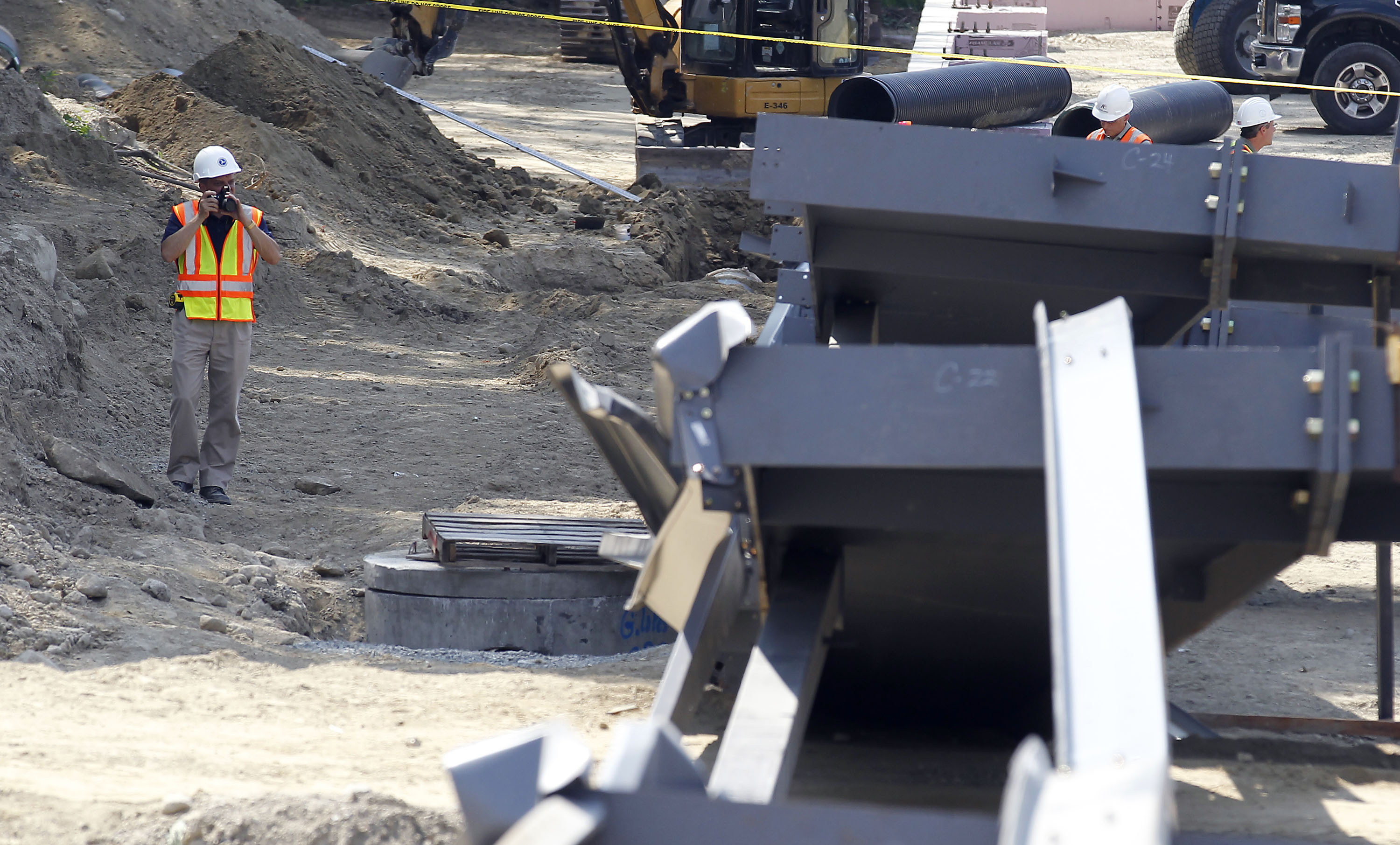 6 suffer minor injuries in Bryant University building collapse - The ...