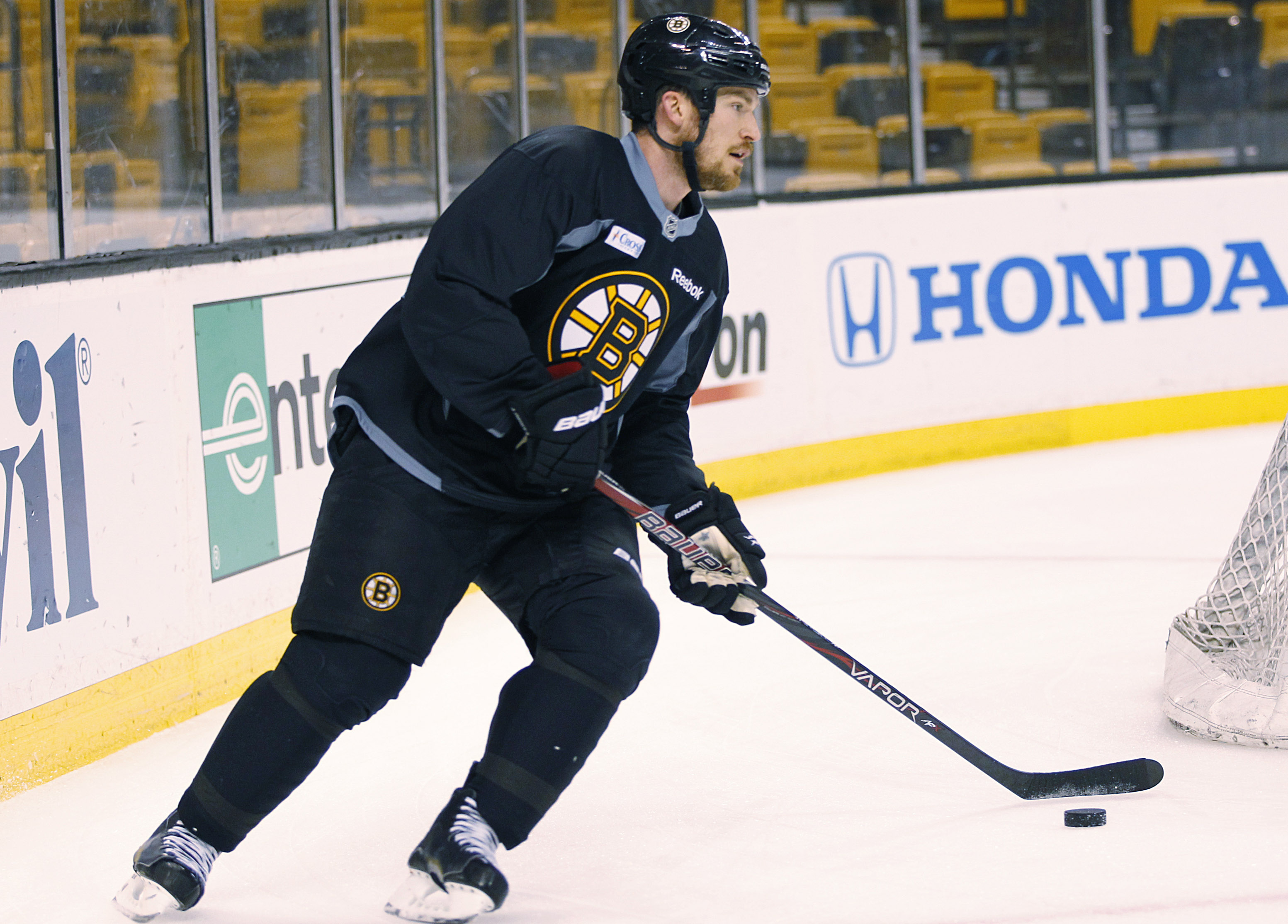 Andrew Ference back at practice with the Bruins - The Boston Globe