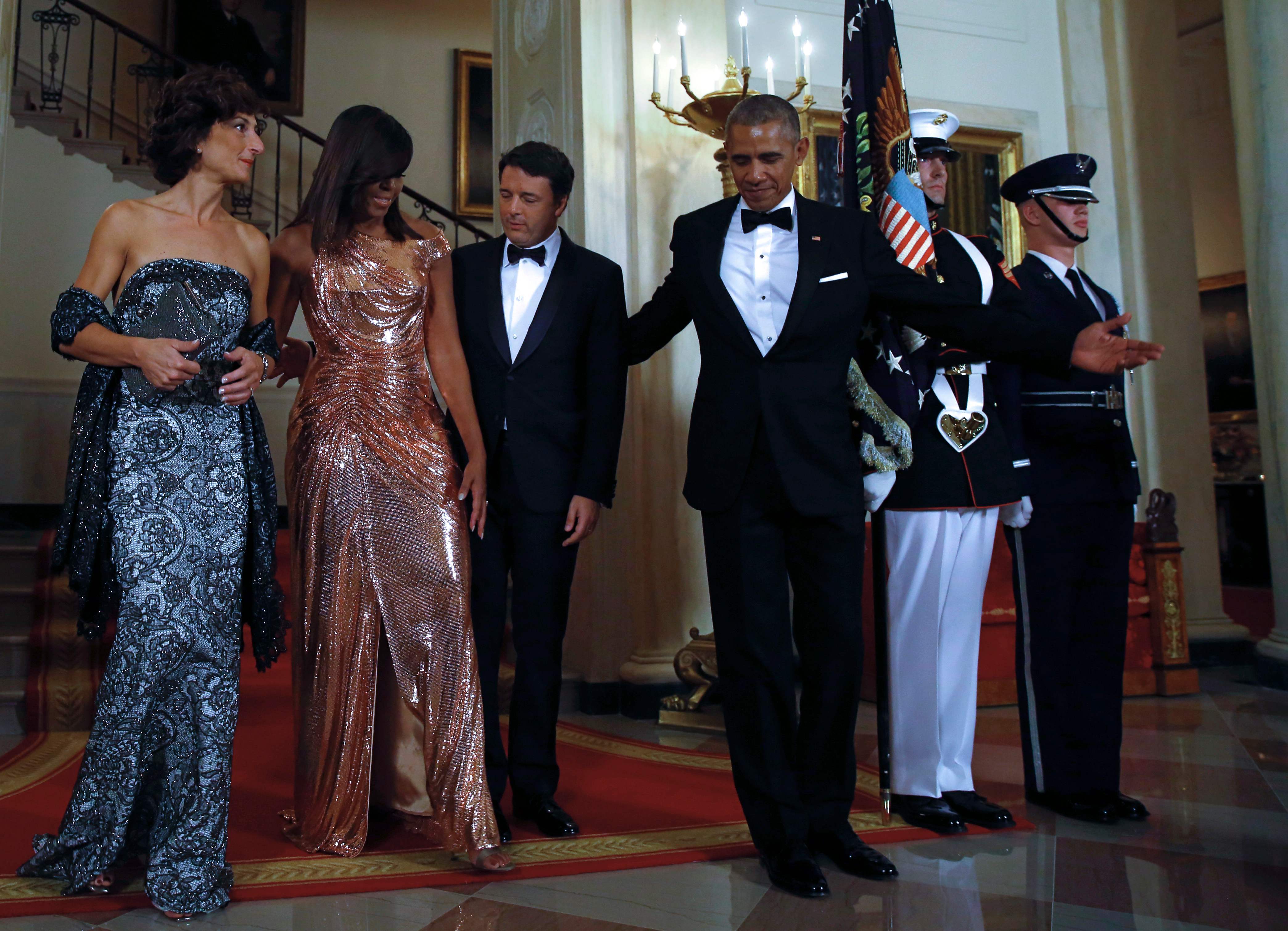Michelle Obama shines in Versace at White House dinner - The Boston Globe