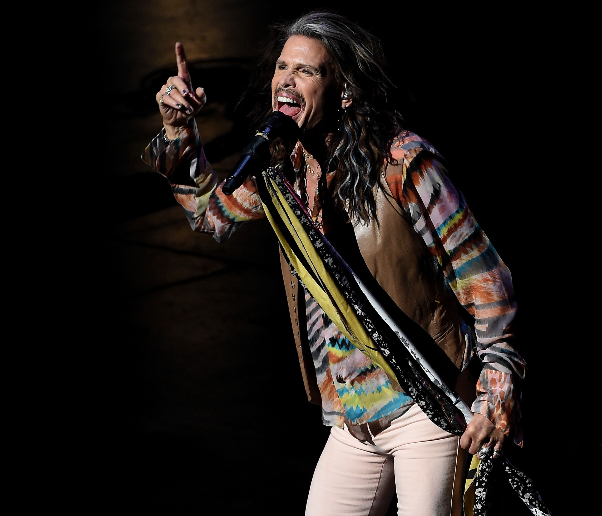 Steven Tyler reacts to Disney altering Aerosmith coaster video - The ...