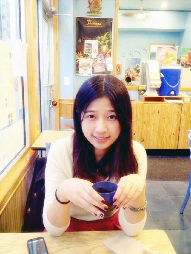 Lingzi Lu’s family holds a light aloft in her memory - The Boston Globe