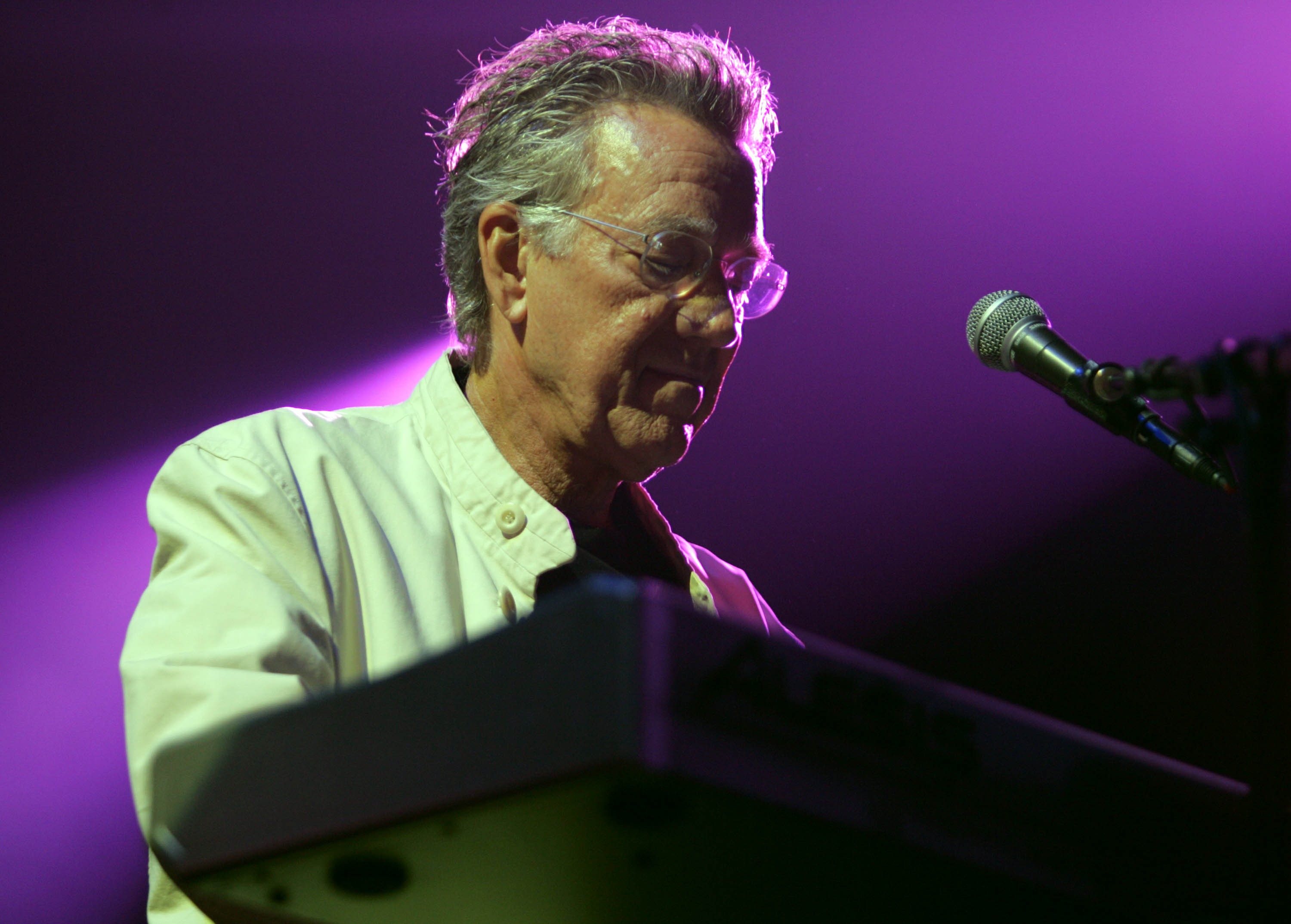Ray Manzarek of The Doors dies at 74 - The Boston Globe