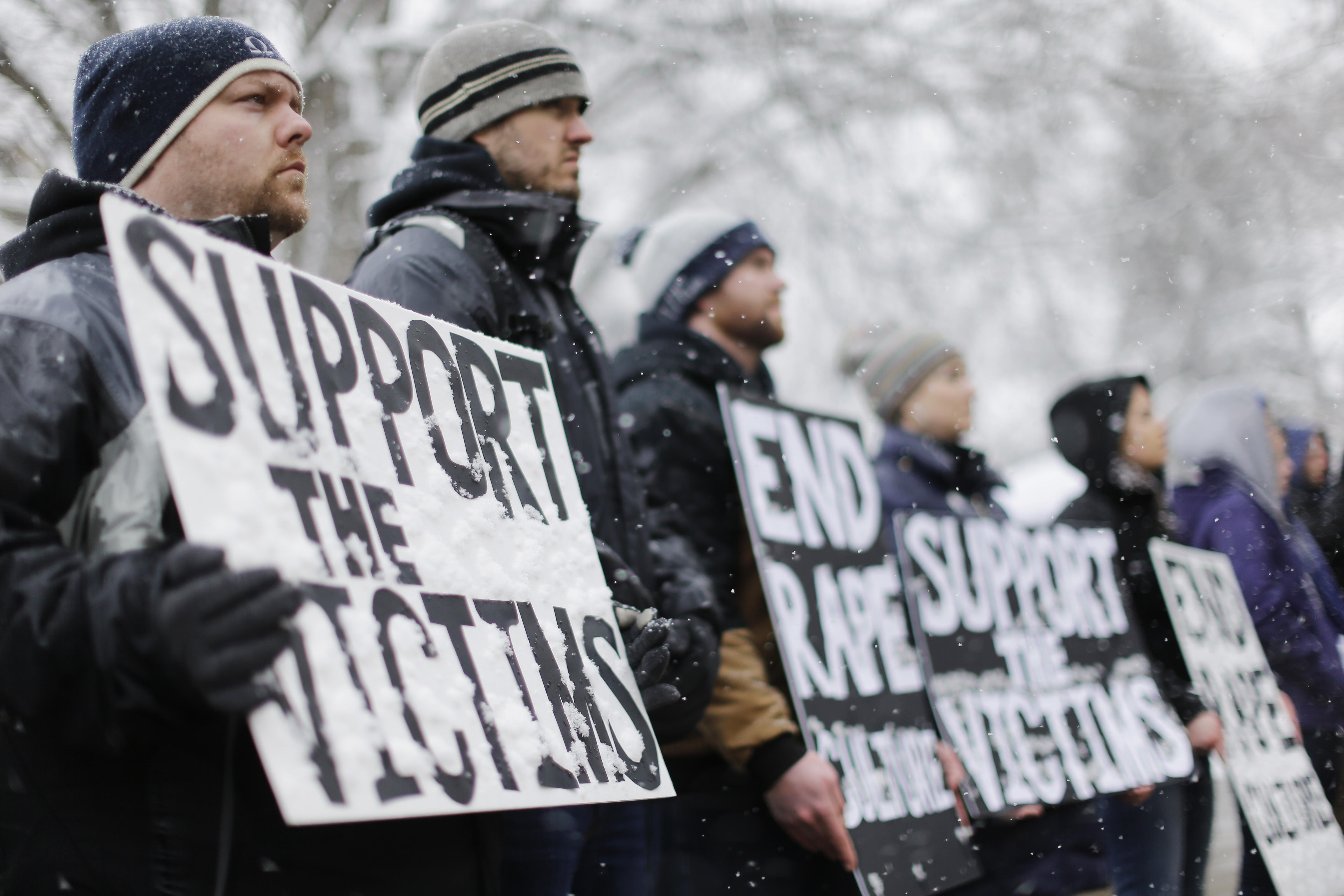 Penn State students protest against fraternity over nude photo posts ...