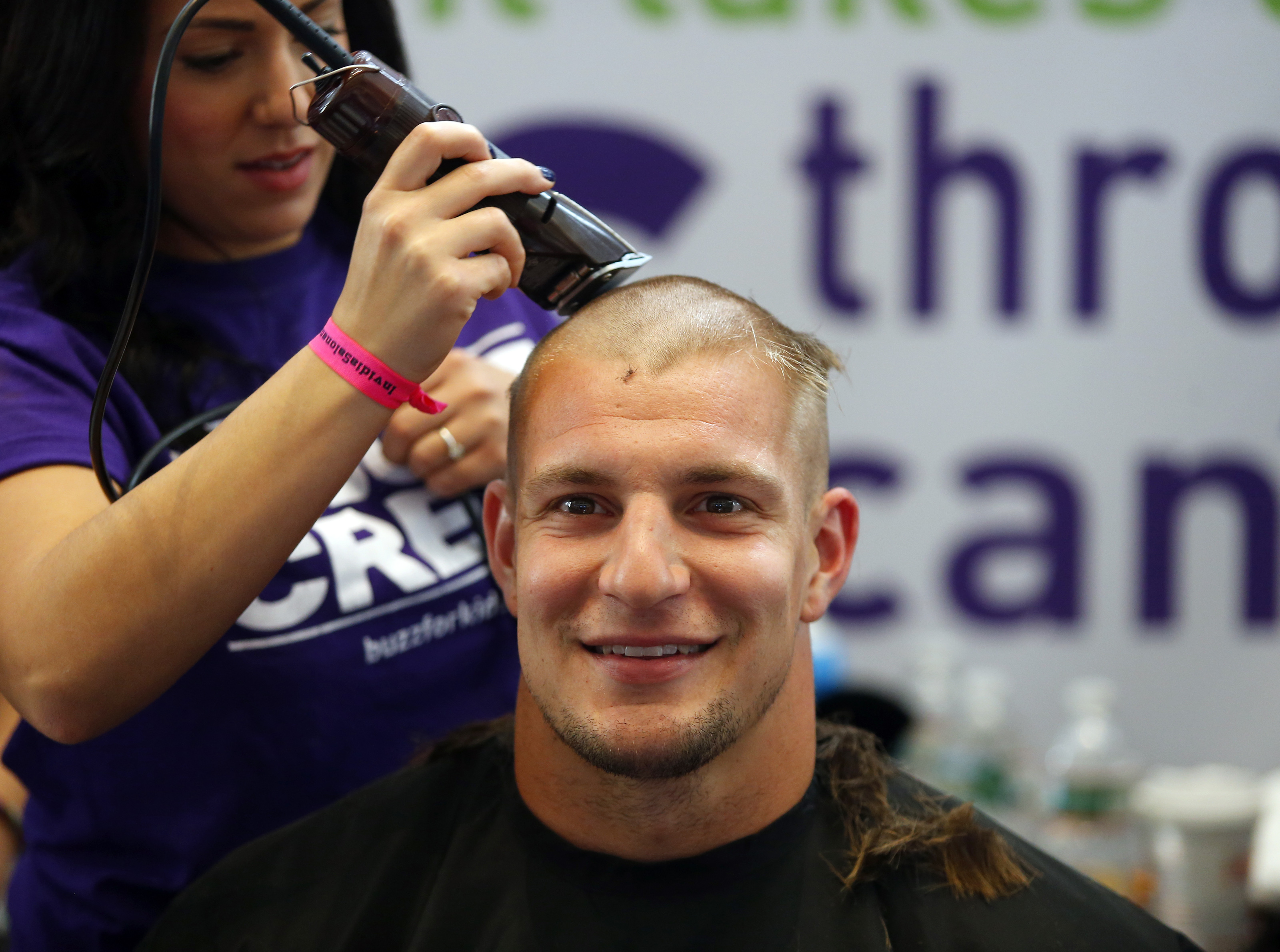 Rob Gronkowski Gets A Buzz Cut For One Mission The Boston Globe