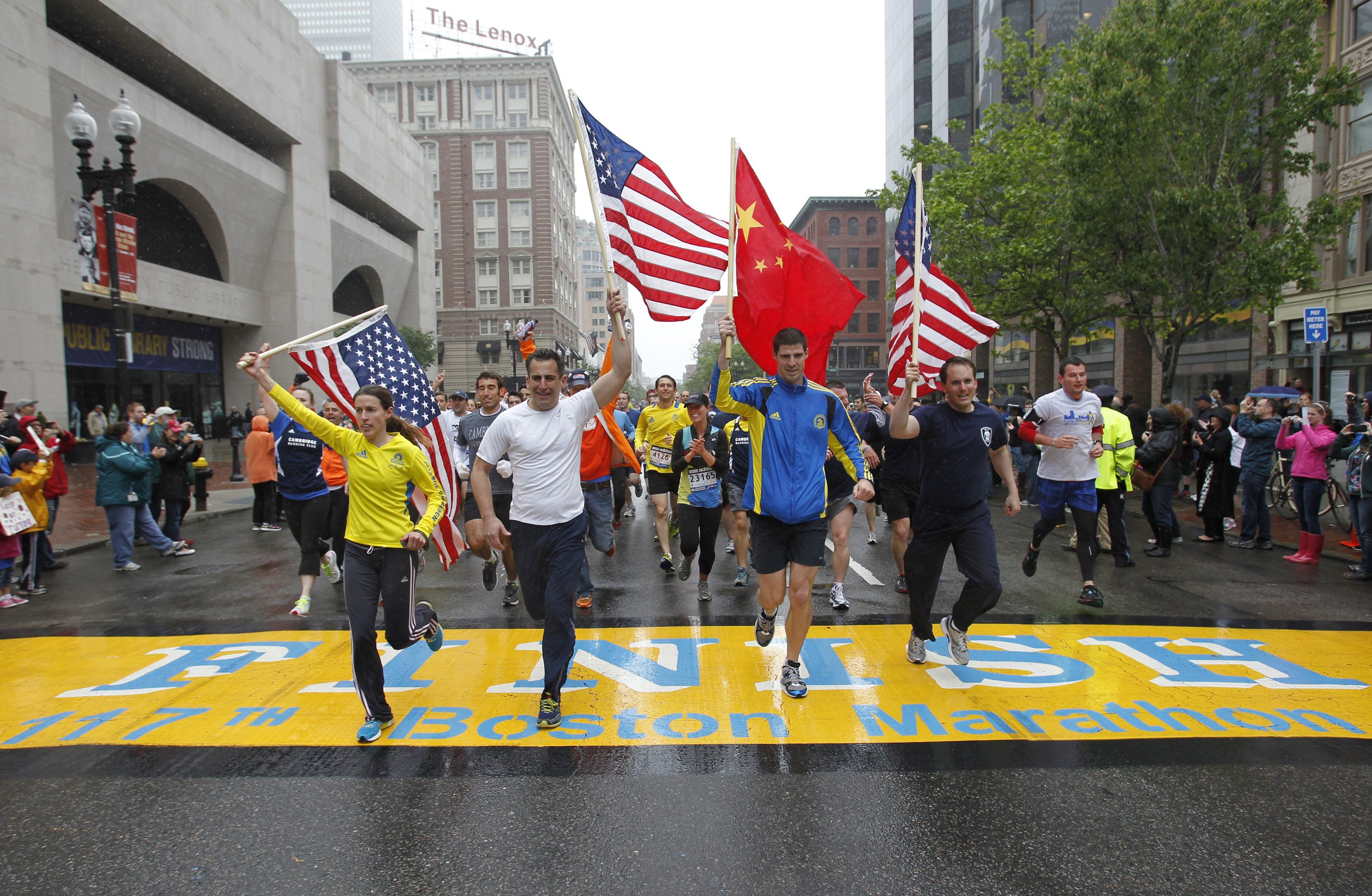 Thousands run Boston Marathon’s final mile - The Boston Globe