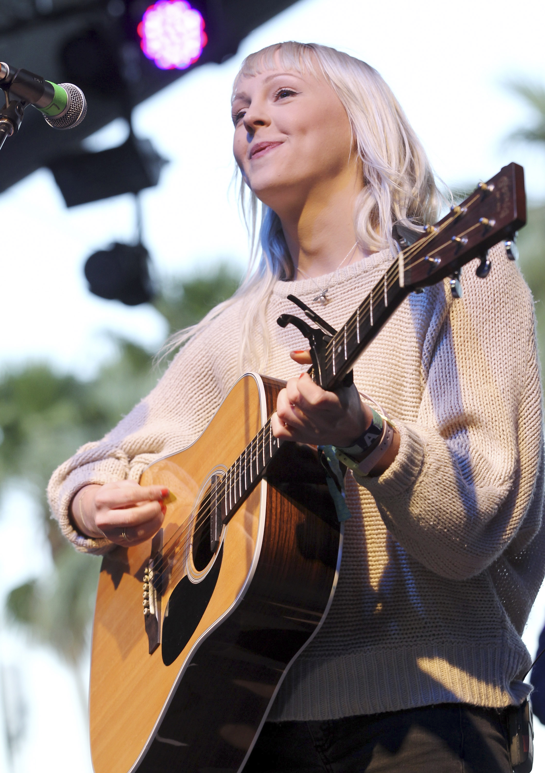 Laura Marling defies age — and expectations - The Boston Globe