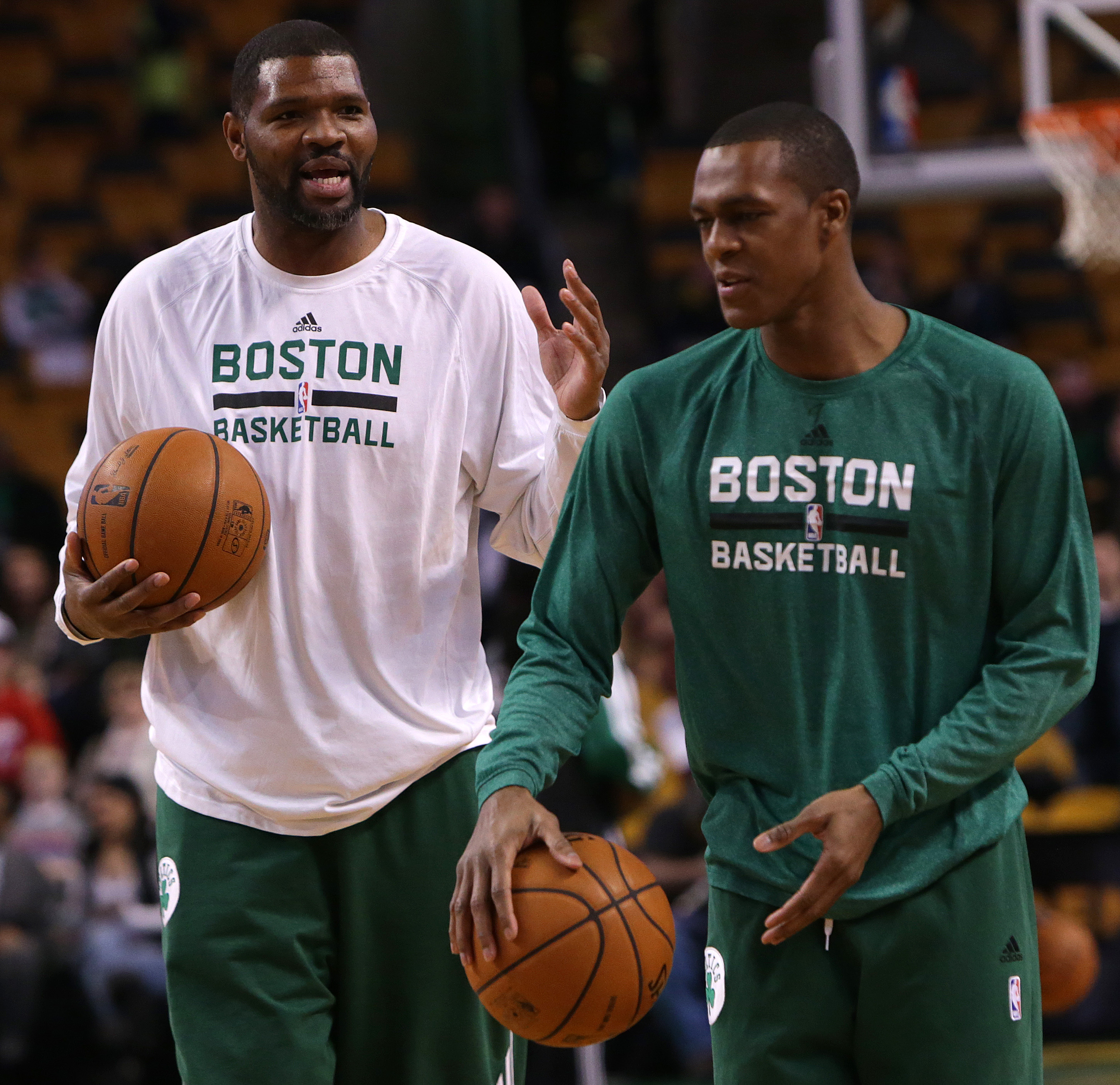 Walter McCarty pleads not guilty to larceny charge - The Boston Globe