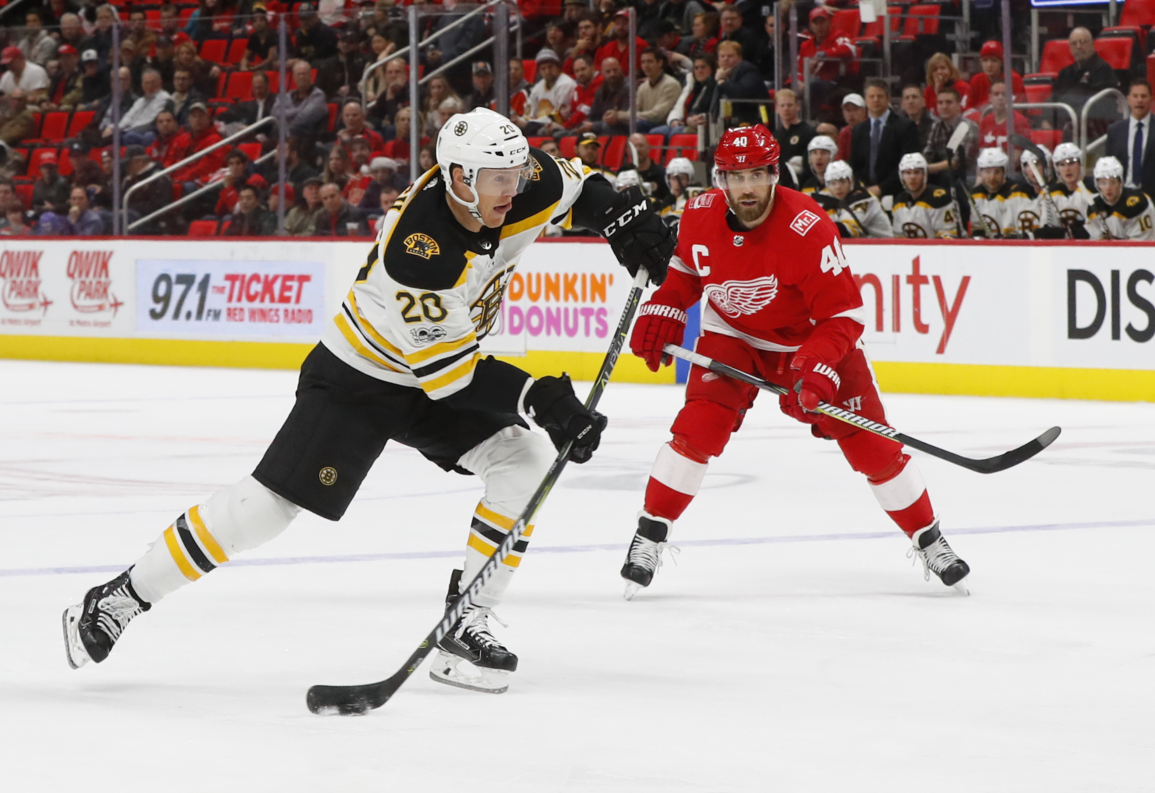 Riley Nash, Ryan Spooner back in Bruins’ lineup Saturday - The Boston Globe