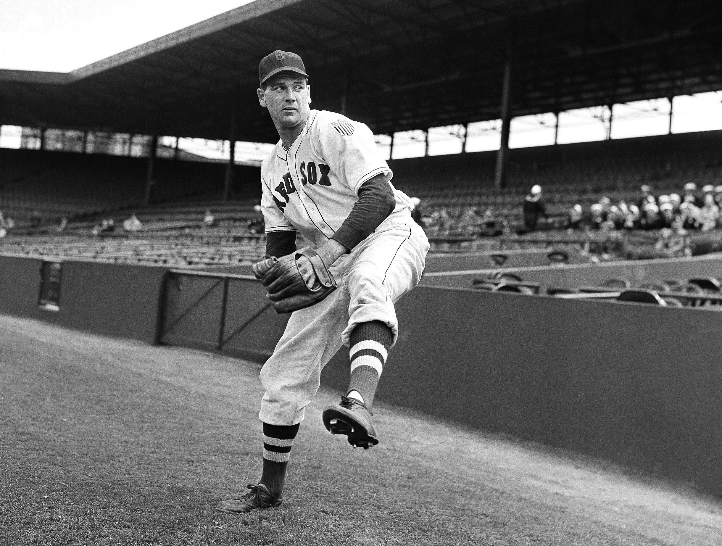 Boo Ferriss, 94; helped lead Sox to 1946 pennant - The Boston Globe