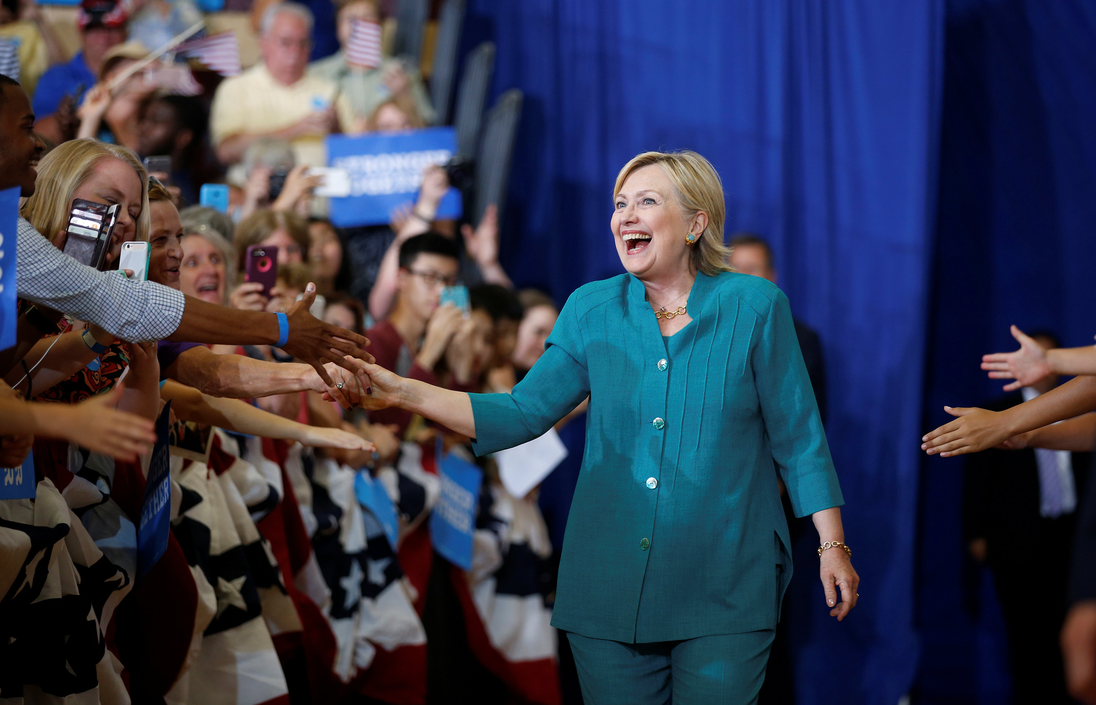 Democrats warn their troops: Don’t get cocky - The Boston Globe