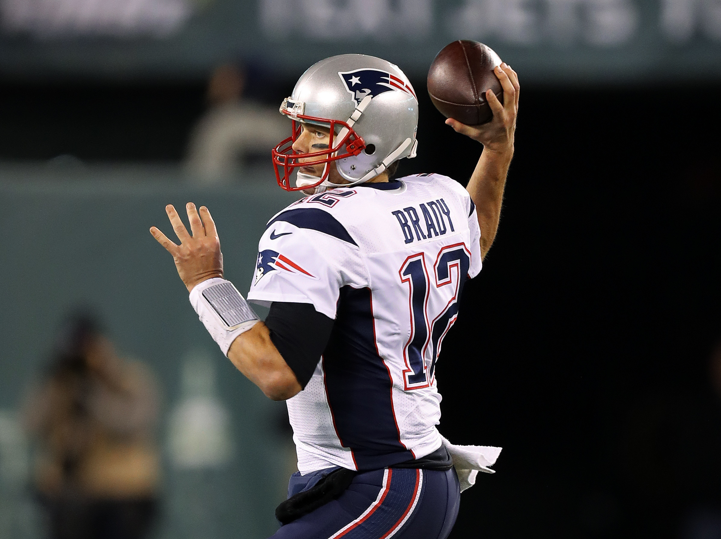 Deflategate shouldn’t cost Tom Brady the MVP award - The Boston Globe