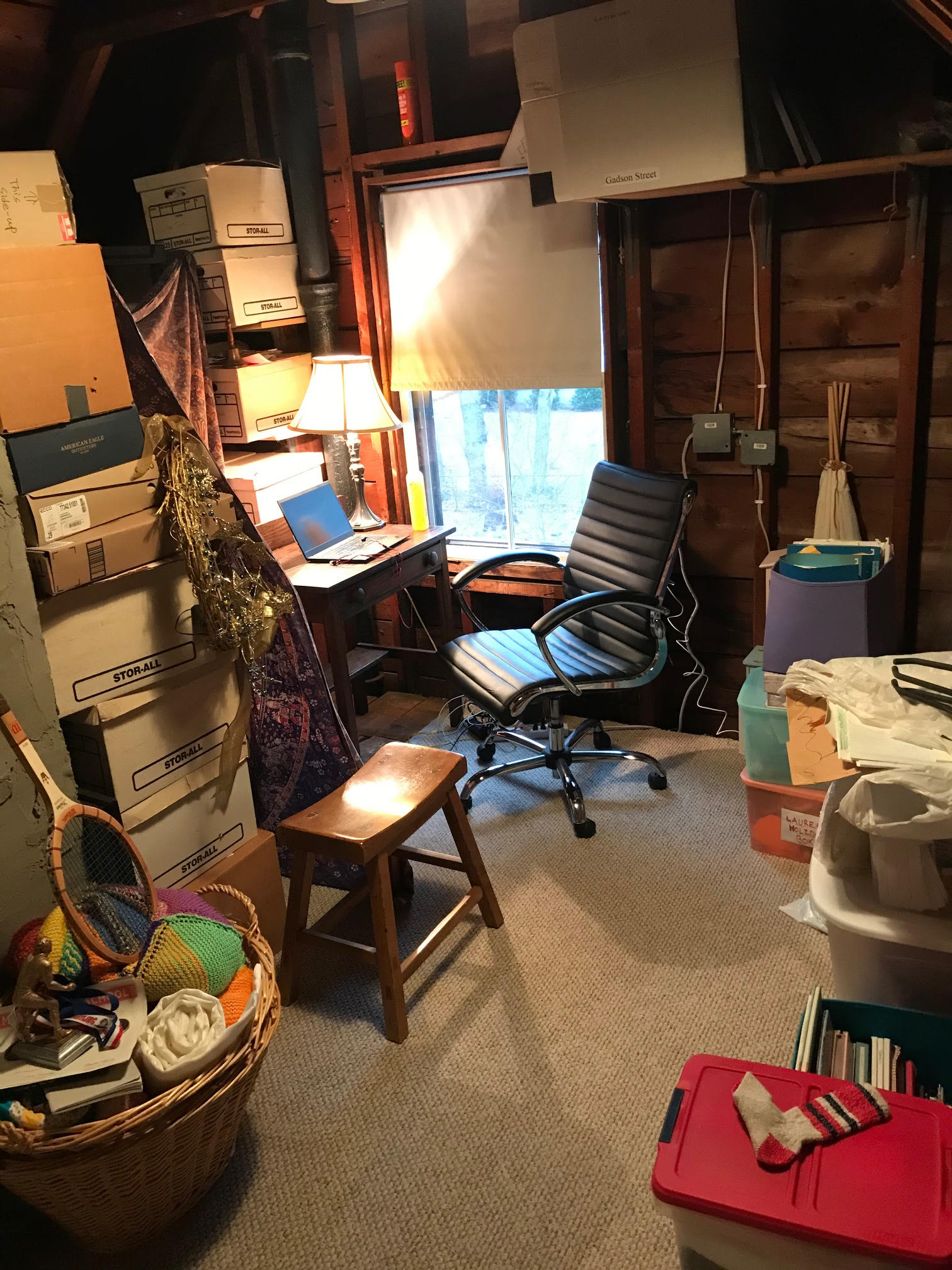 Check out 10 people’s work-from-home office spaces during the ...