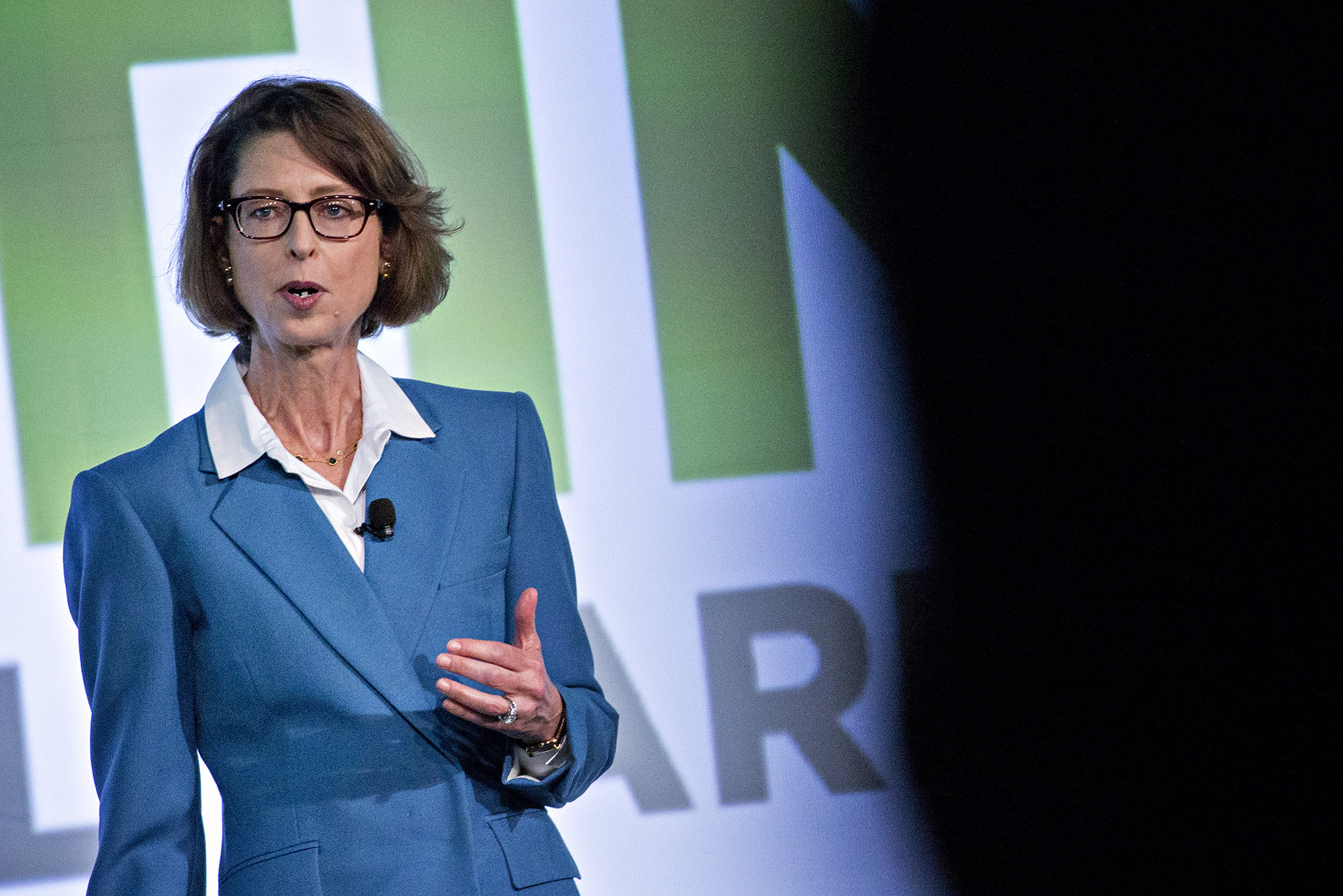 Fidelity’s Johnson picks more women for famed (and largely male) stock ...