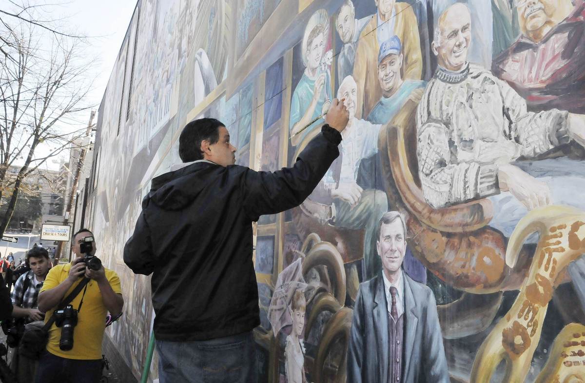 Penn State case shows how flame of social supports can draw predators ...