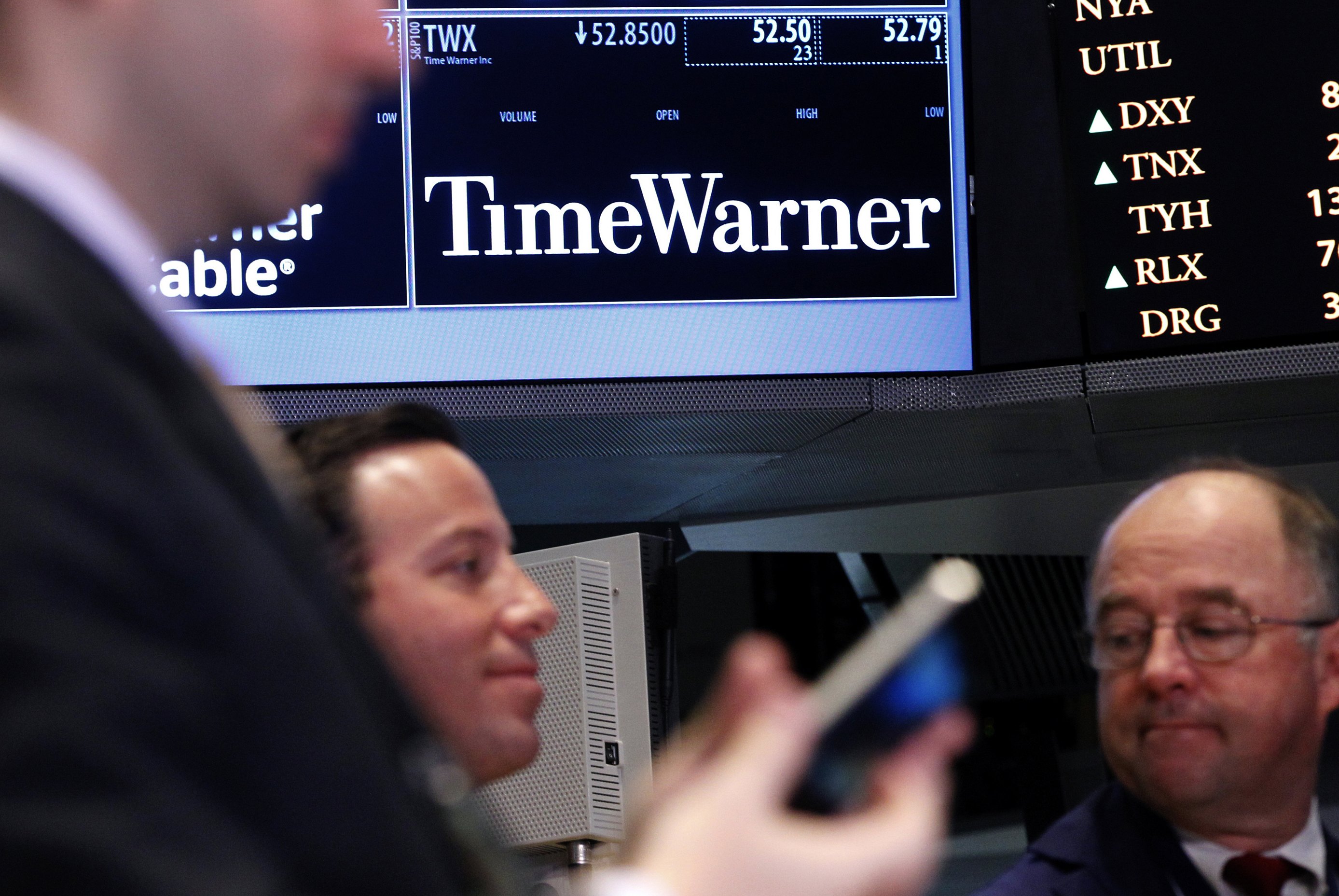 Time Warner Cable says users bolted - The Boston Globe