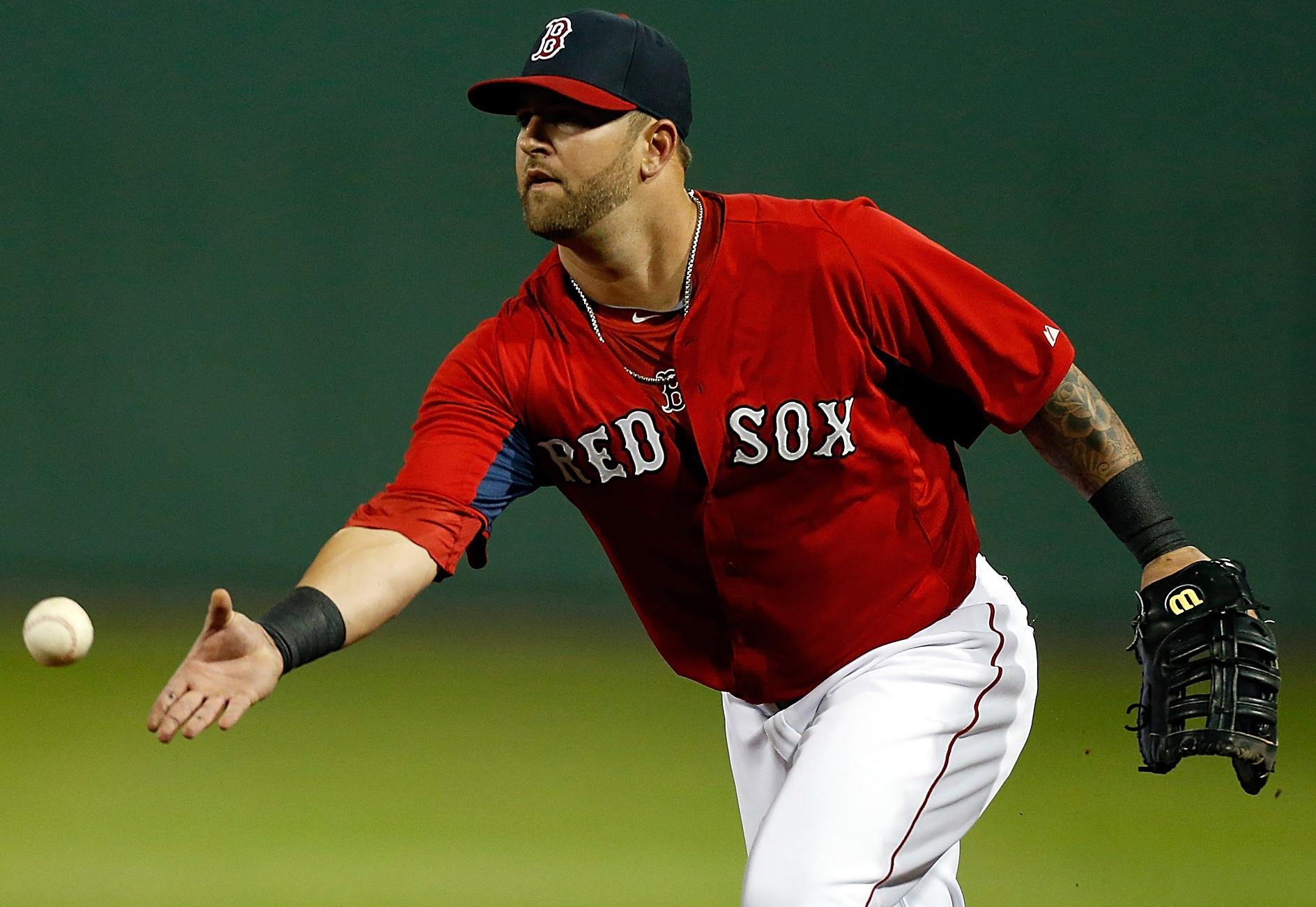 Mike Napoli stays busy in Red Sox debut - The Boston Globe