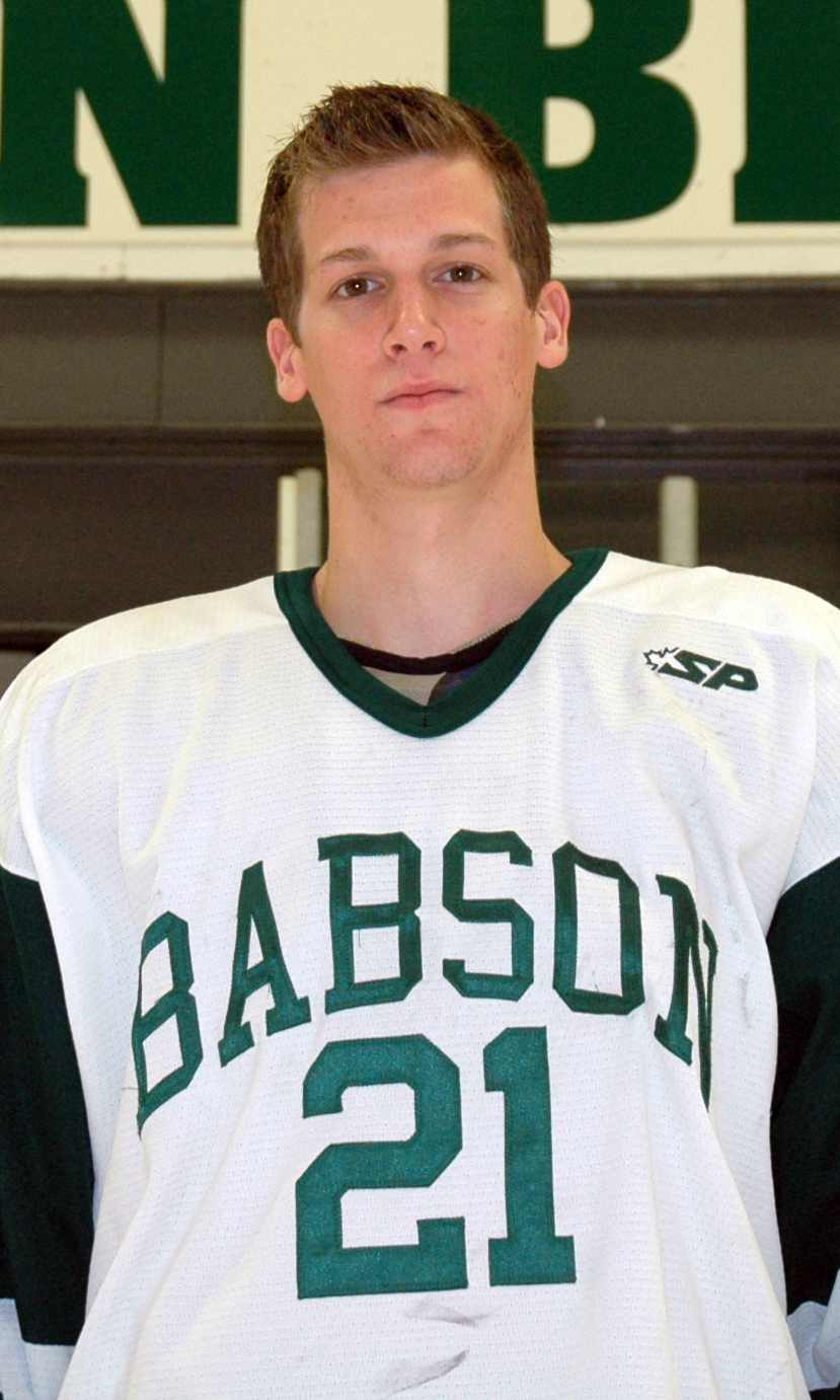 Bellingham’s Starrett, Babson hockey squad take on Norwich at Fenway ...