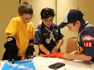 Wilmington Cub Scouts help boy born without a hand - The Boston Globe
