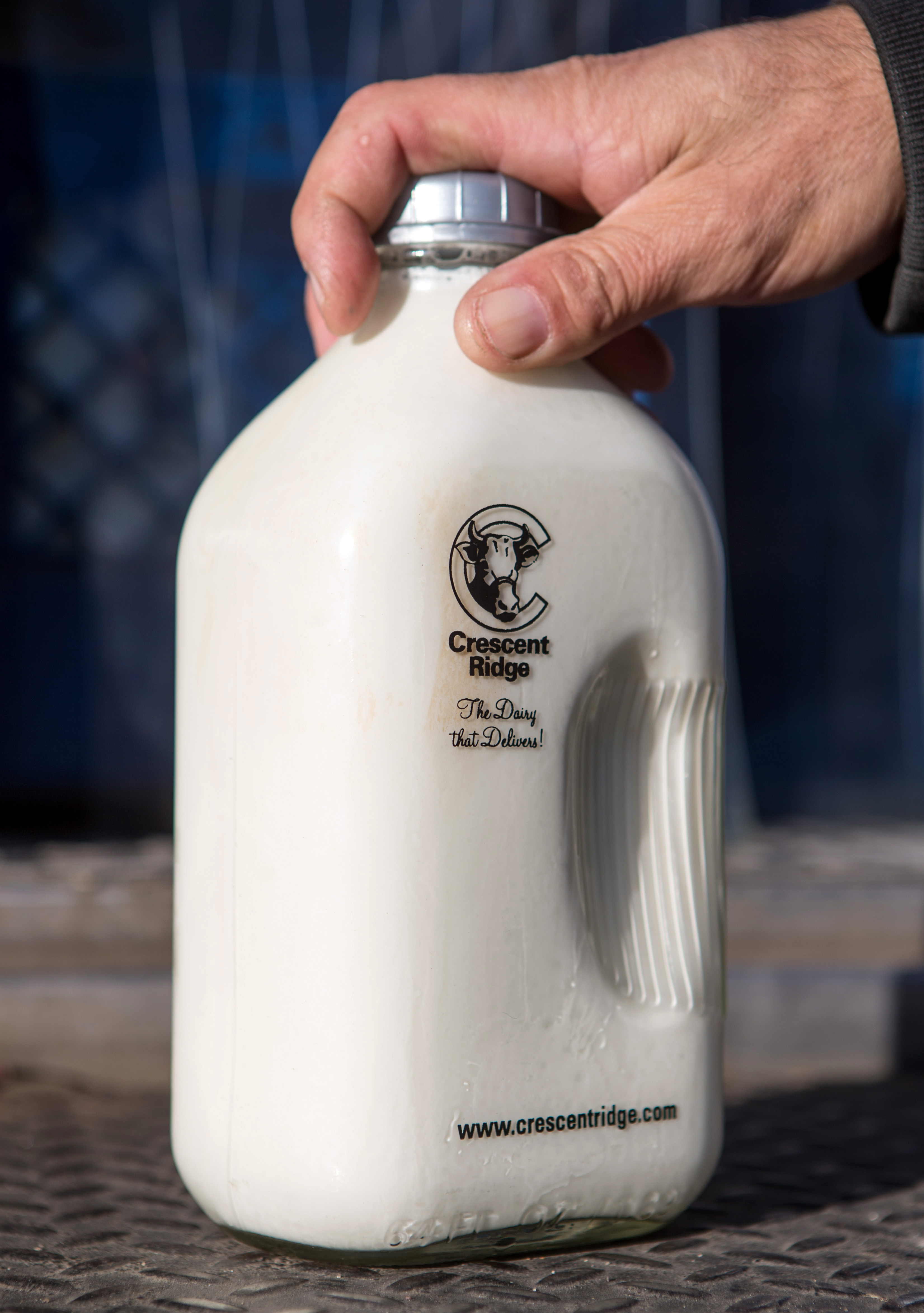 Morning ride with a Crescent Ridge Dairy milkman - The Boston Globe