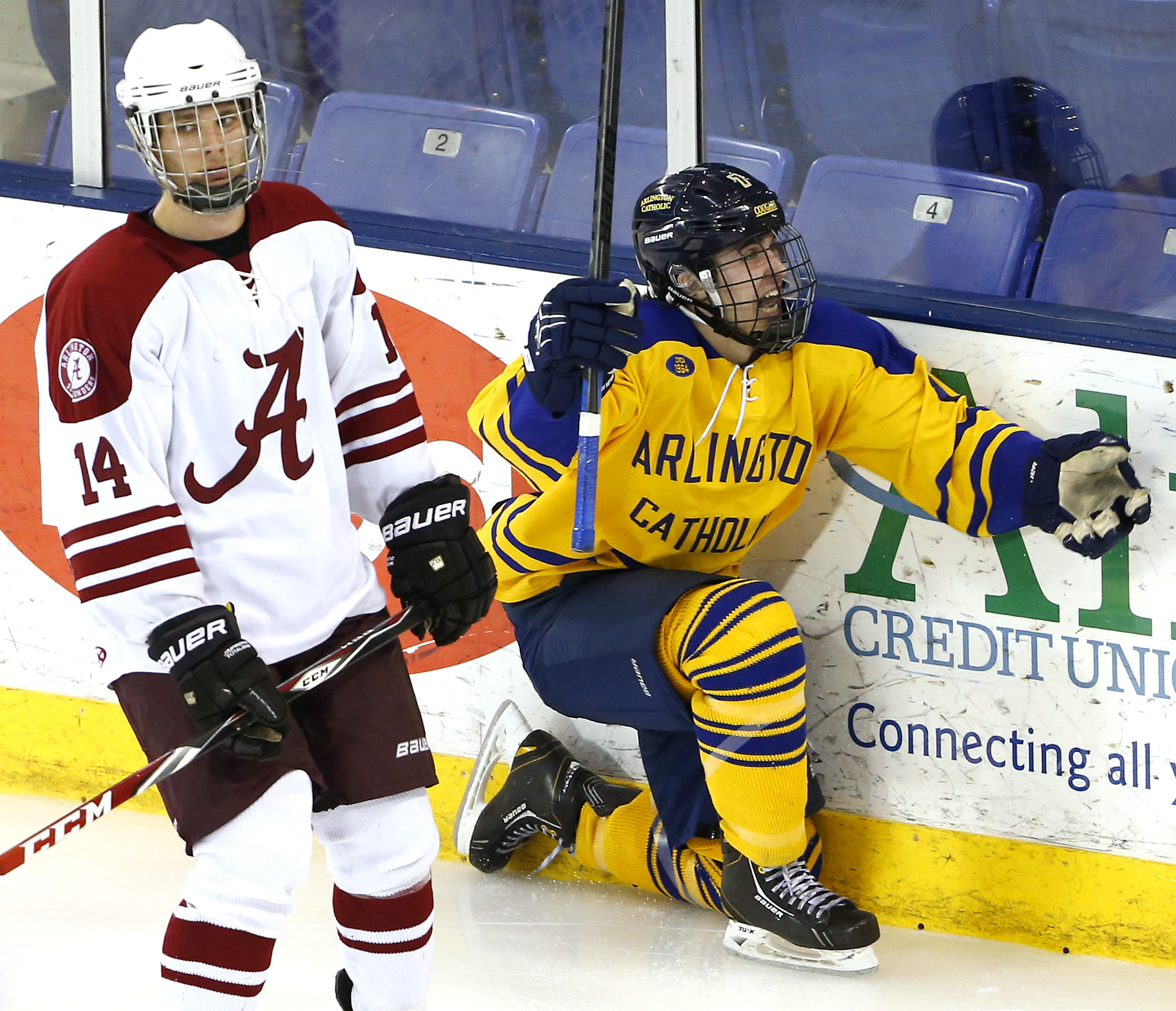 Hingham, Arlington Catholic familiar foes - The Boston Globe