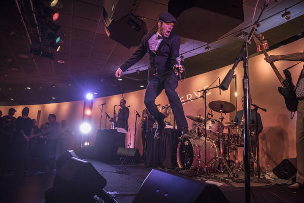 Cherry Poppin’ Daddies energize The Verve - The Boston Globe