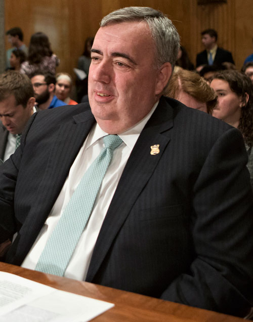 Minority officers call for Edward Davis’s resignation - The Boston Globe