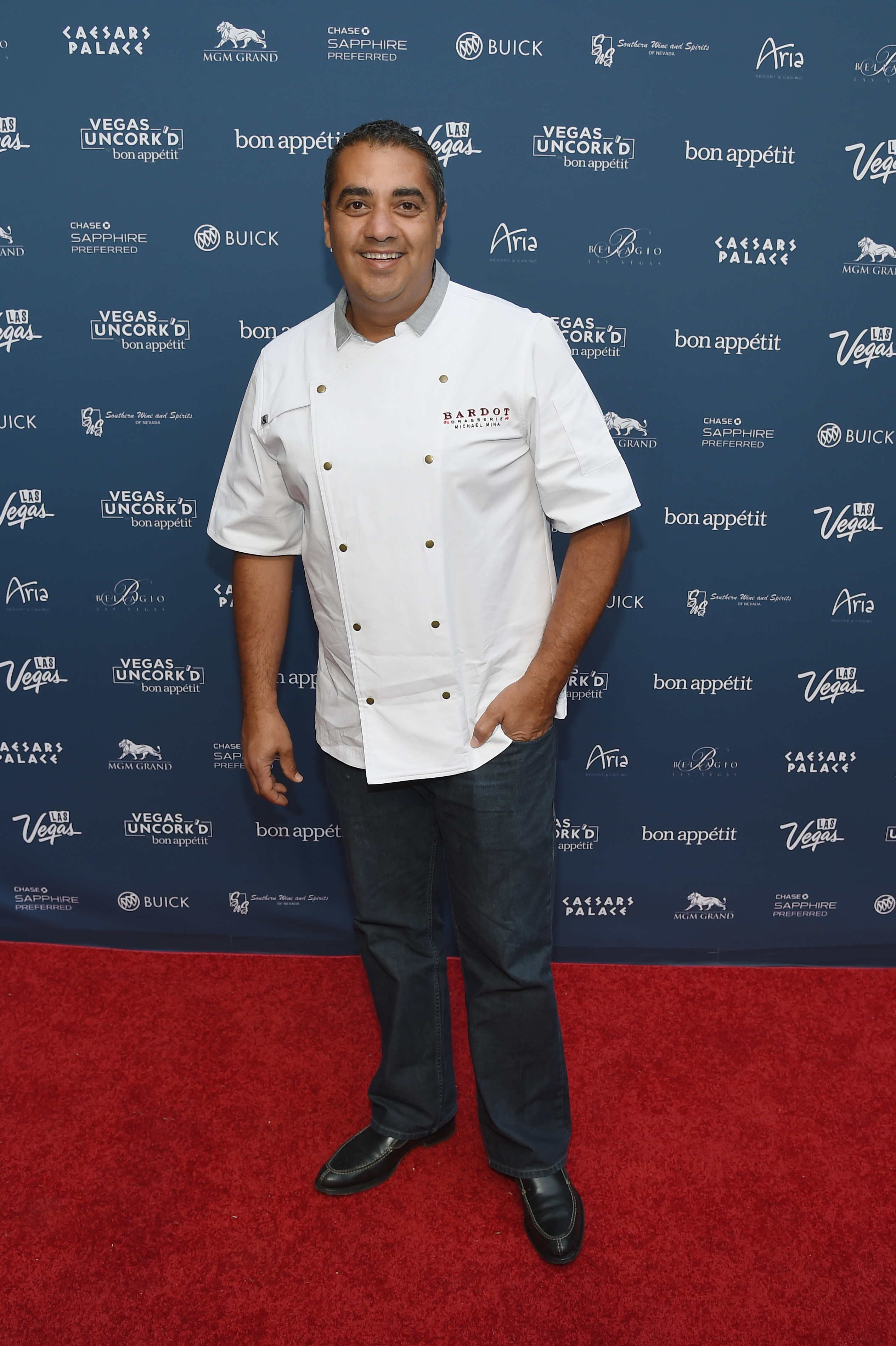 Chef Michael Mina will open PABU Boston in fall 2016 - The Boston Globe