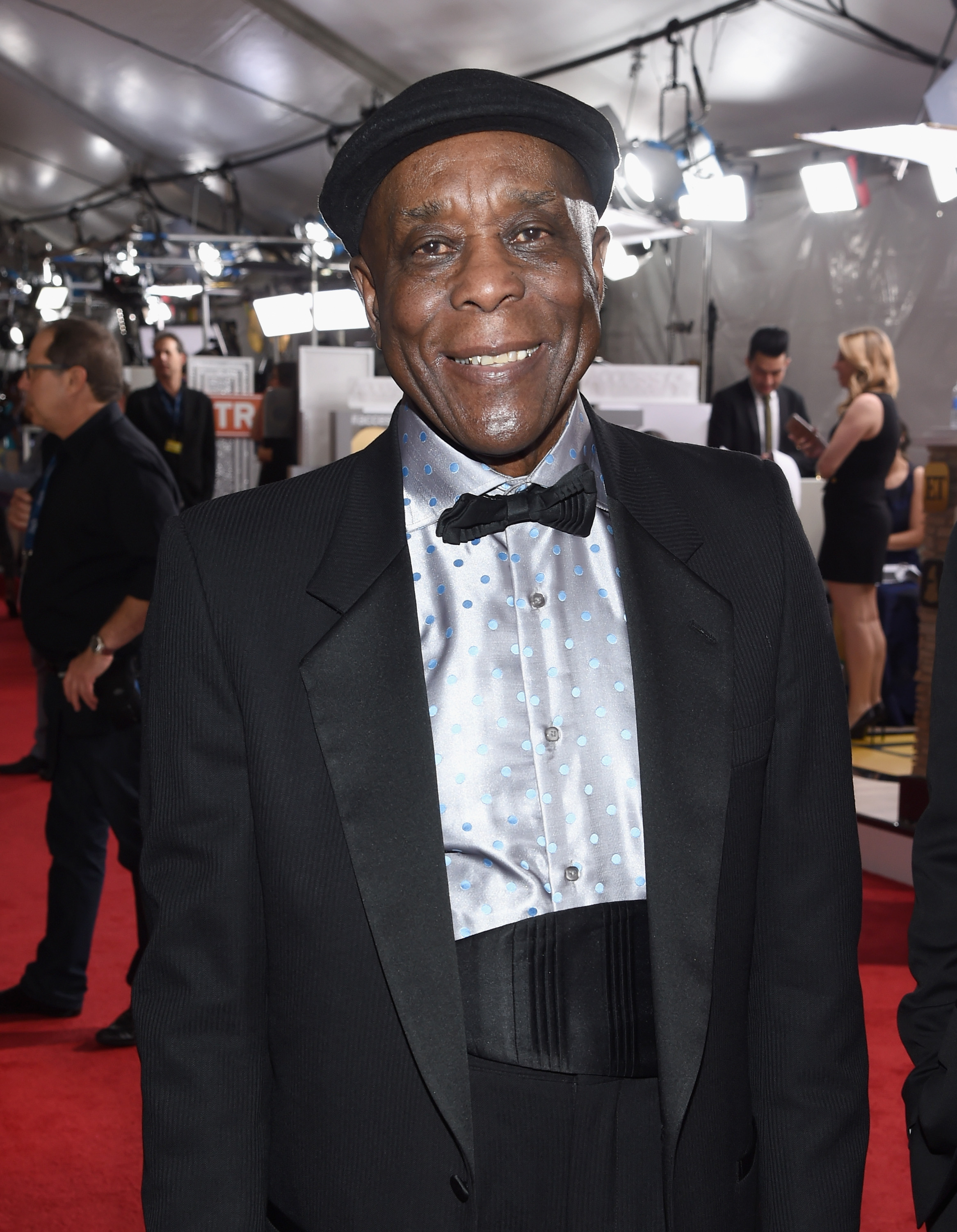 Grammys night is off to hot start on red carpet - The Boston Globe