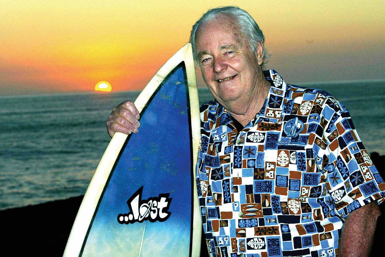Terry Tracy, 77; surfer was model for the Big Kahuna - The Boston Globe
