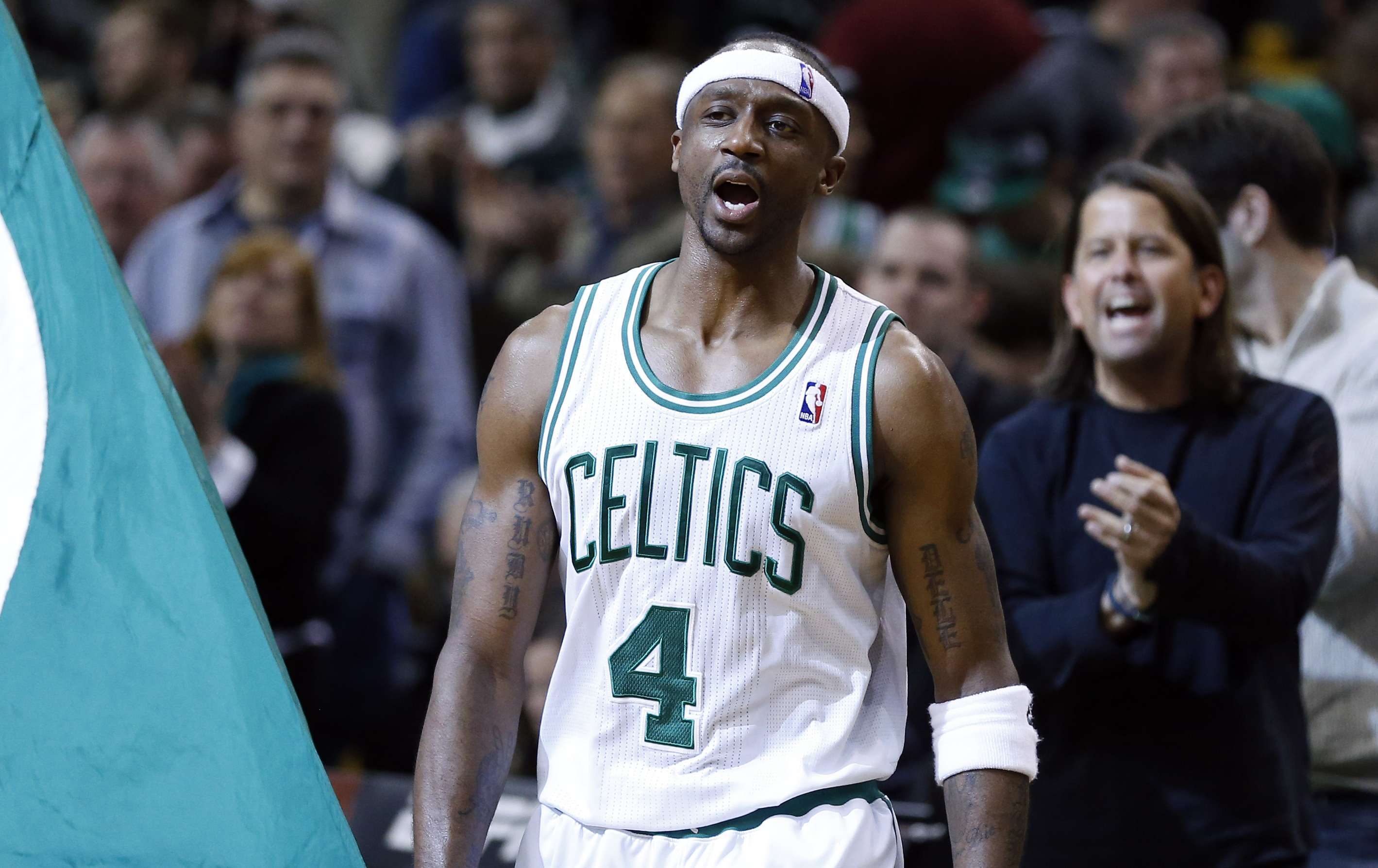 Jason Terry won’t allow sting to linger - The Boston Globe