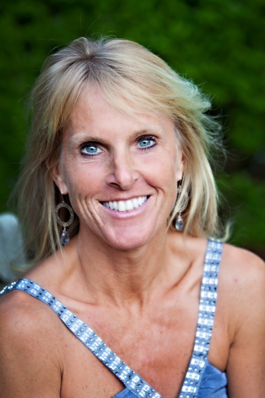 Elin Hilderbrand - The Boston Globe