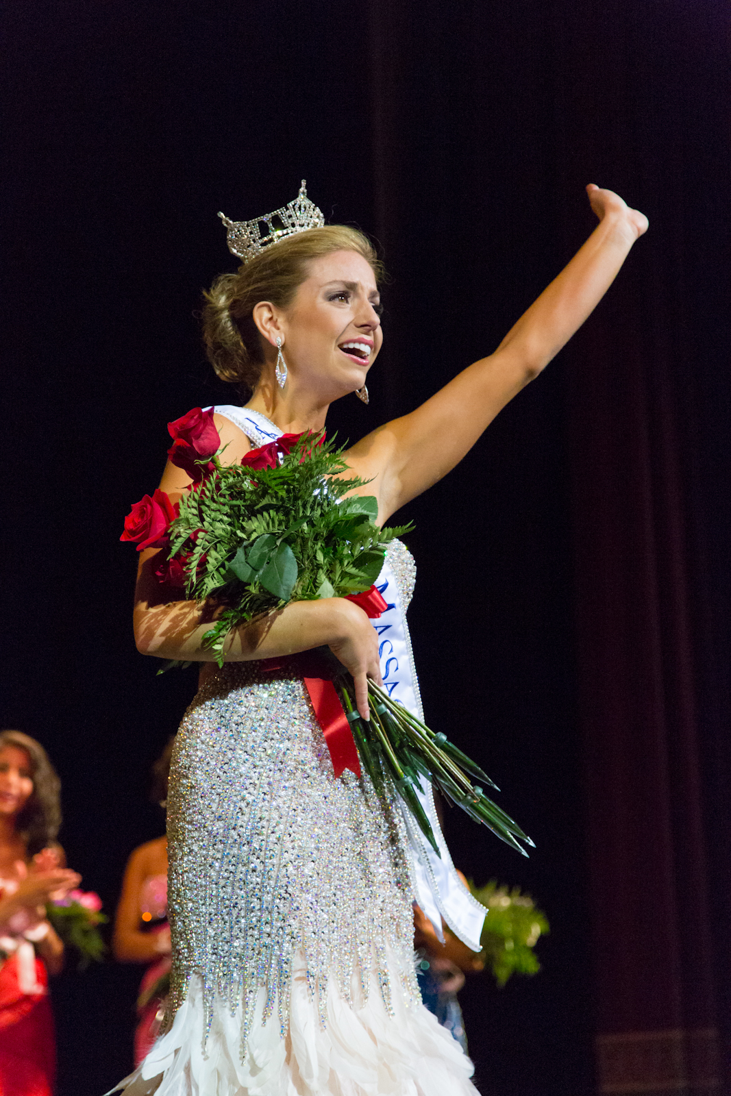 Taylor Kinzler crowned new Miss Massachusetts - The Boston Globe