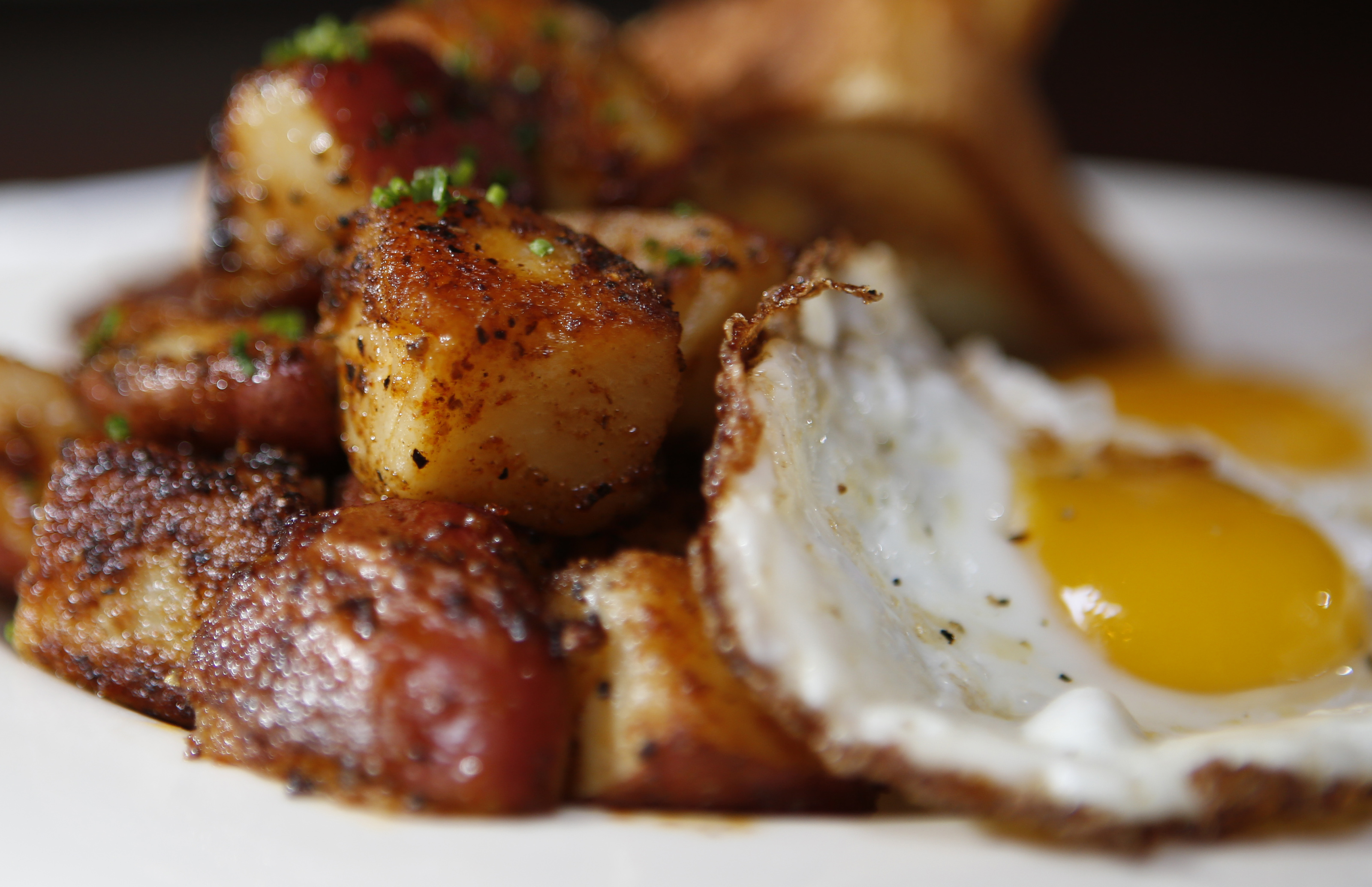 A side of home fries, with plenty of opinions - The Boston Globe