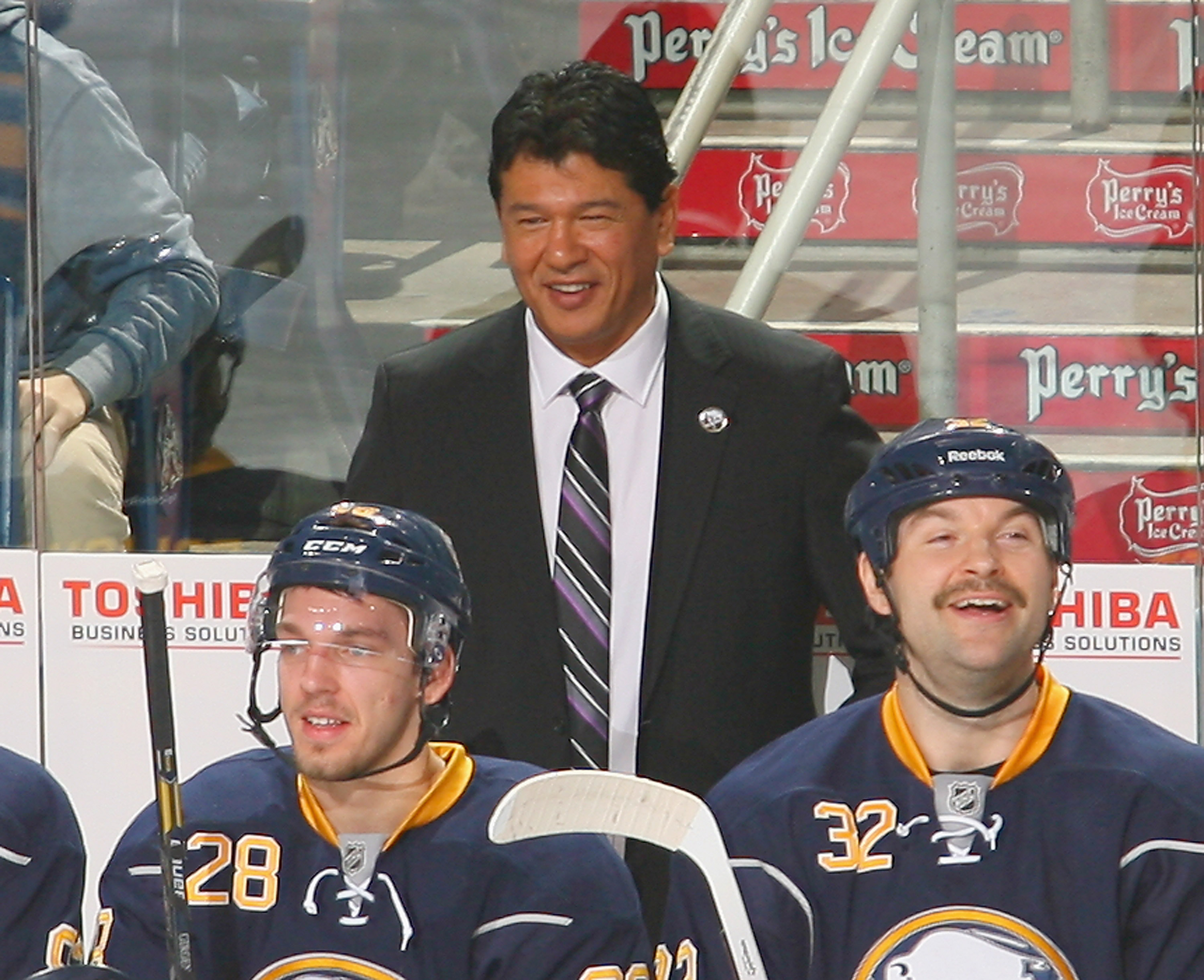 NHL roundup: Sabres win in Ted Nolan’s return to bench - The Boston Globe