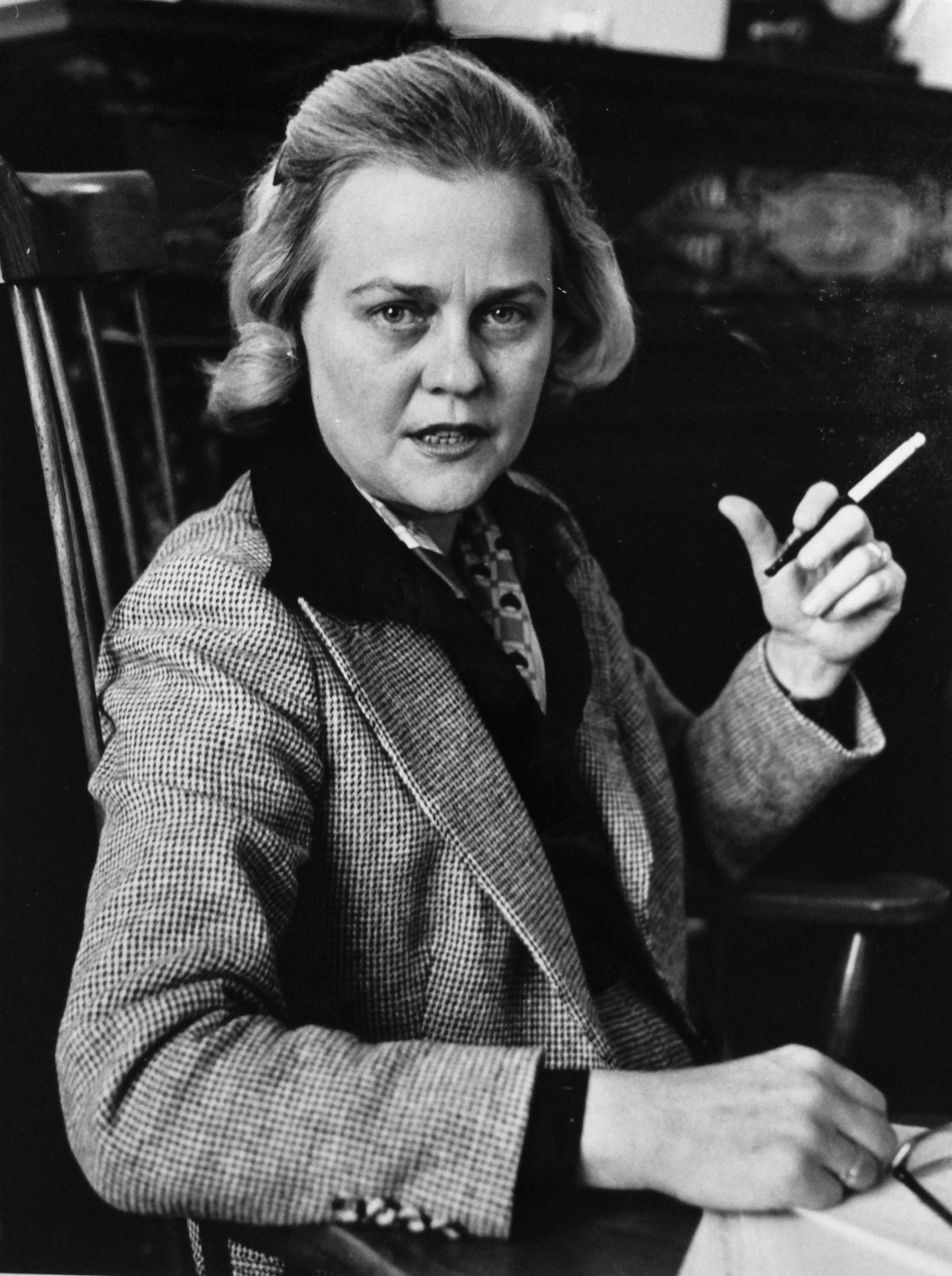 Nancy Teeters, at 84; 1st woman named to Federal Reserve Board - The ...