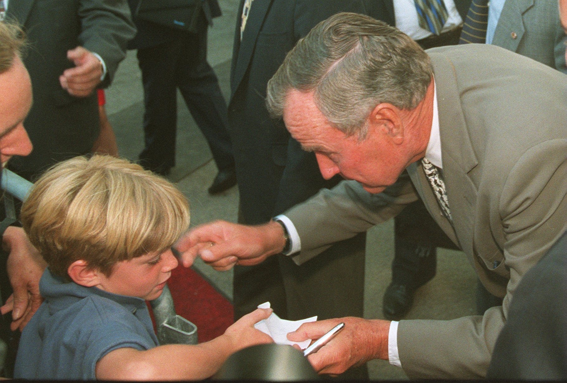 George H.W. Bush, born in Milton, welcomed back home - The Boston Globe