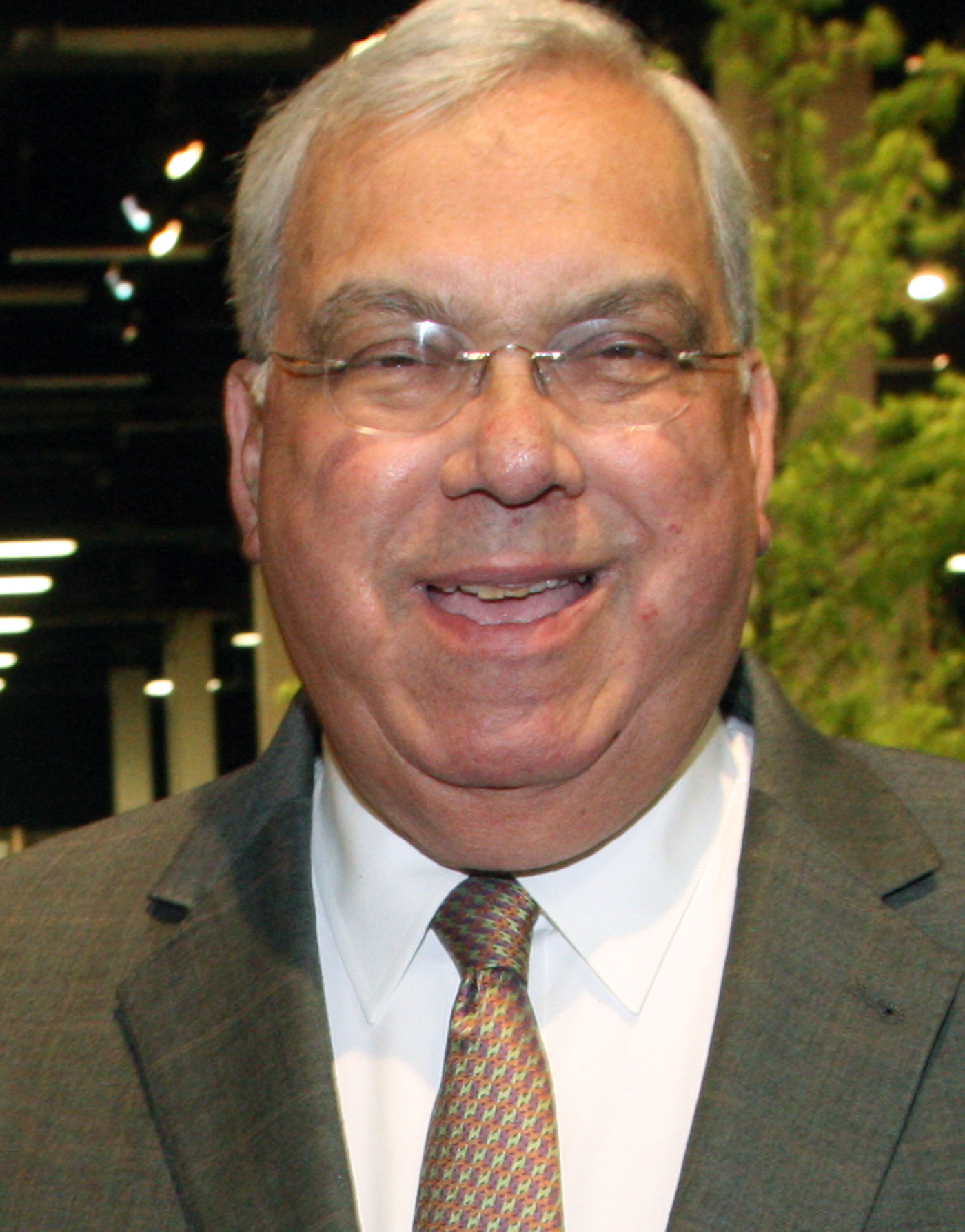 Mayor Menino seeks basic cable rate control - The Boston Globe