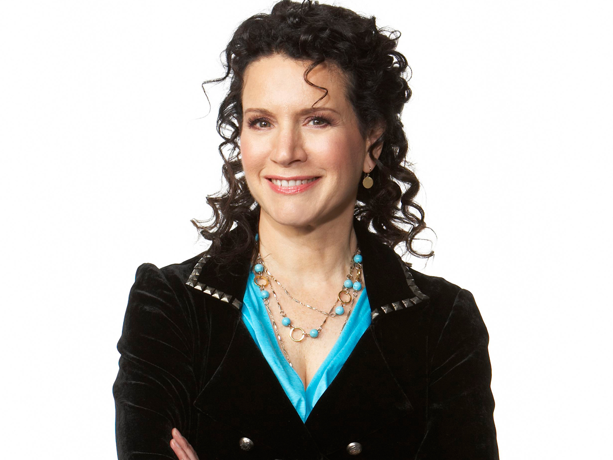 Onstage, Susie Essman curbs the tantrums - The Boston Globe