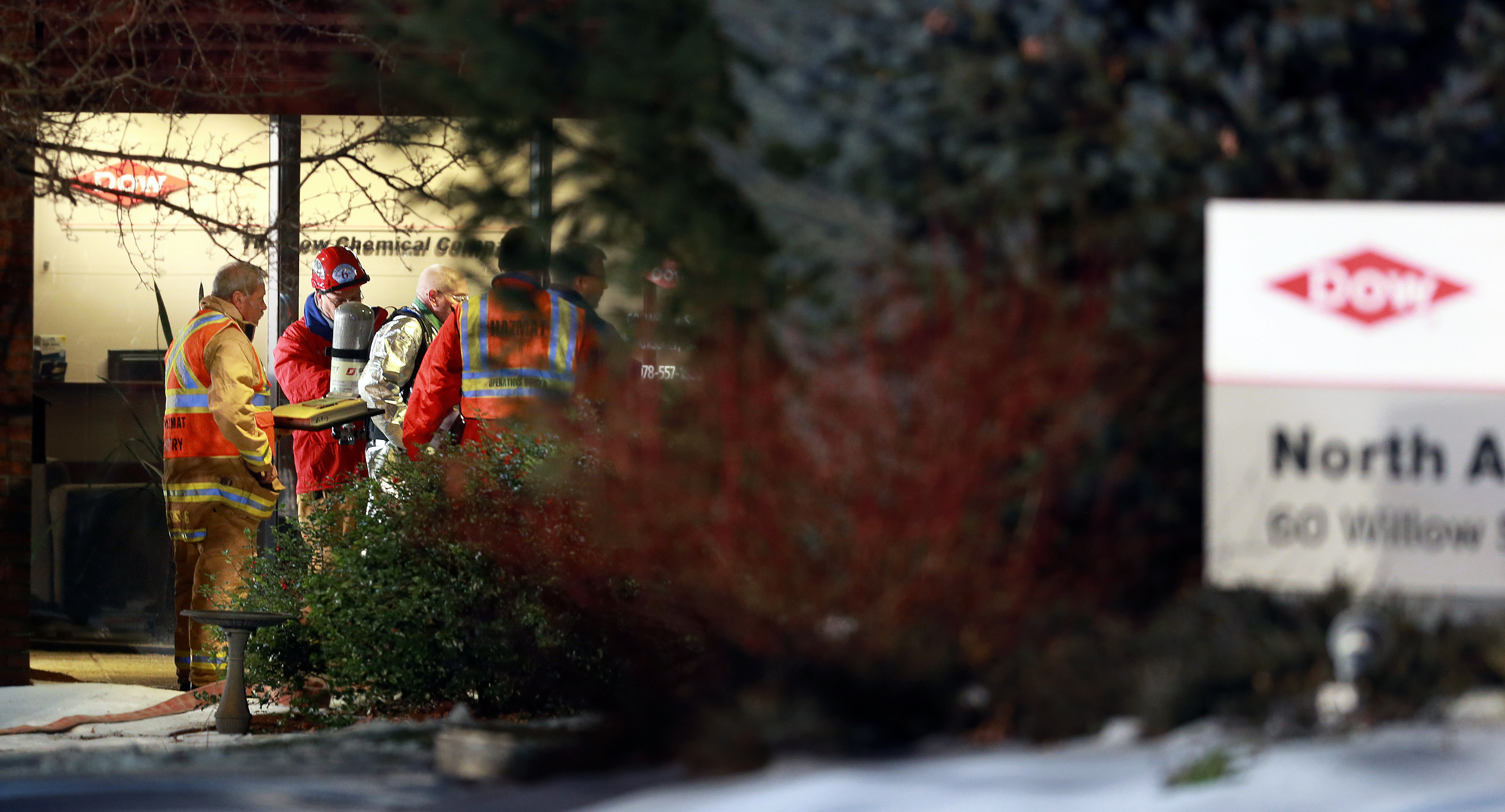 Blast critically injures four at North Andover chemical plant - The ...
