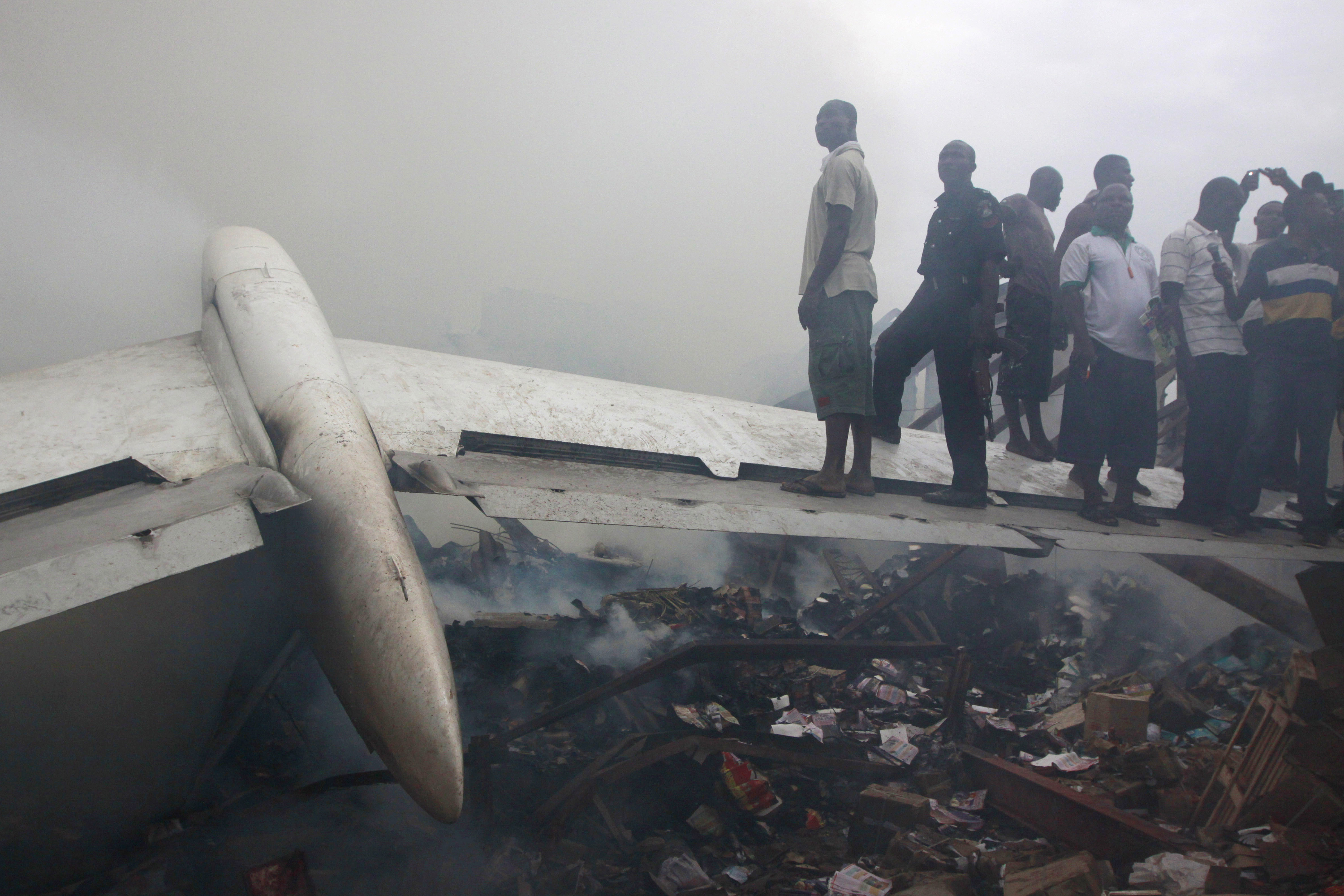 More than 150 killed in Nigeria plane crash - The Boston Globe