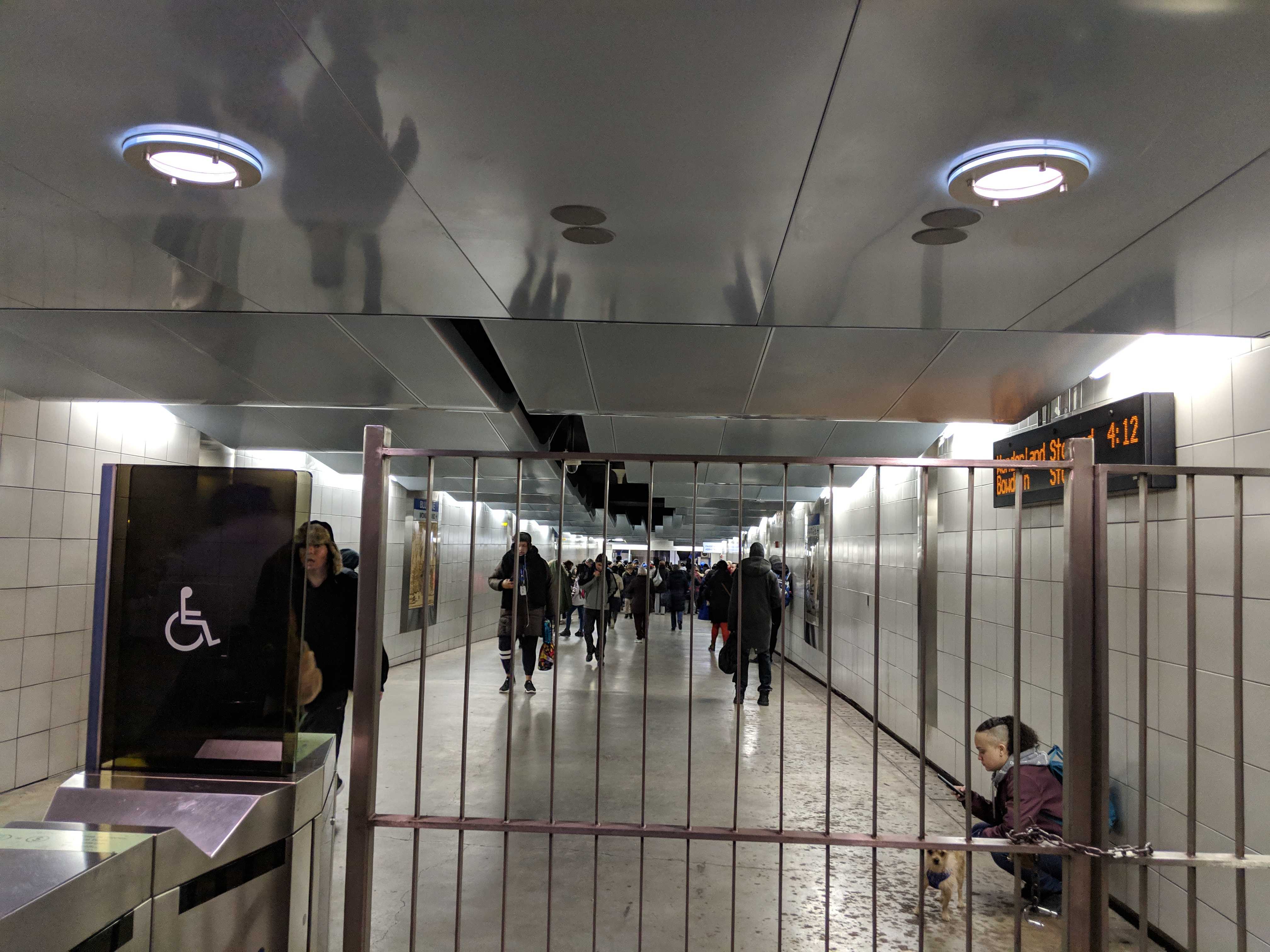 Blown train motor fills Bowdoin Station with smoke, delays Blue Line ...