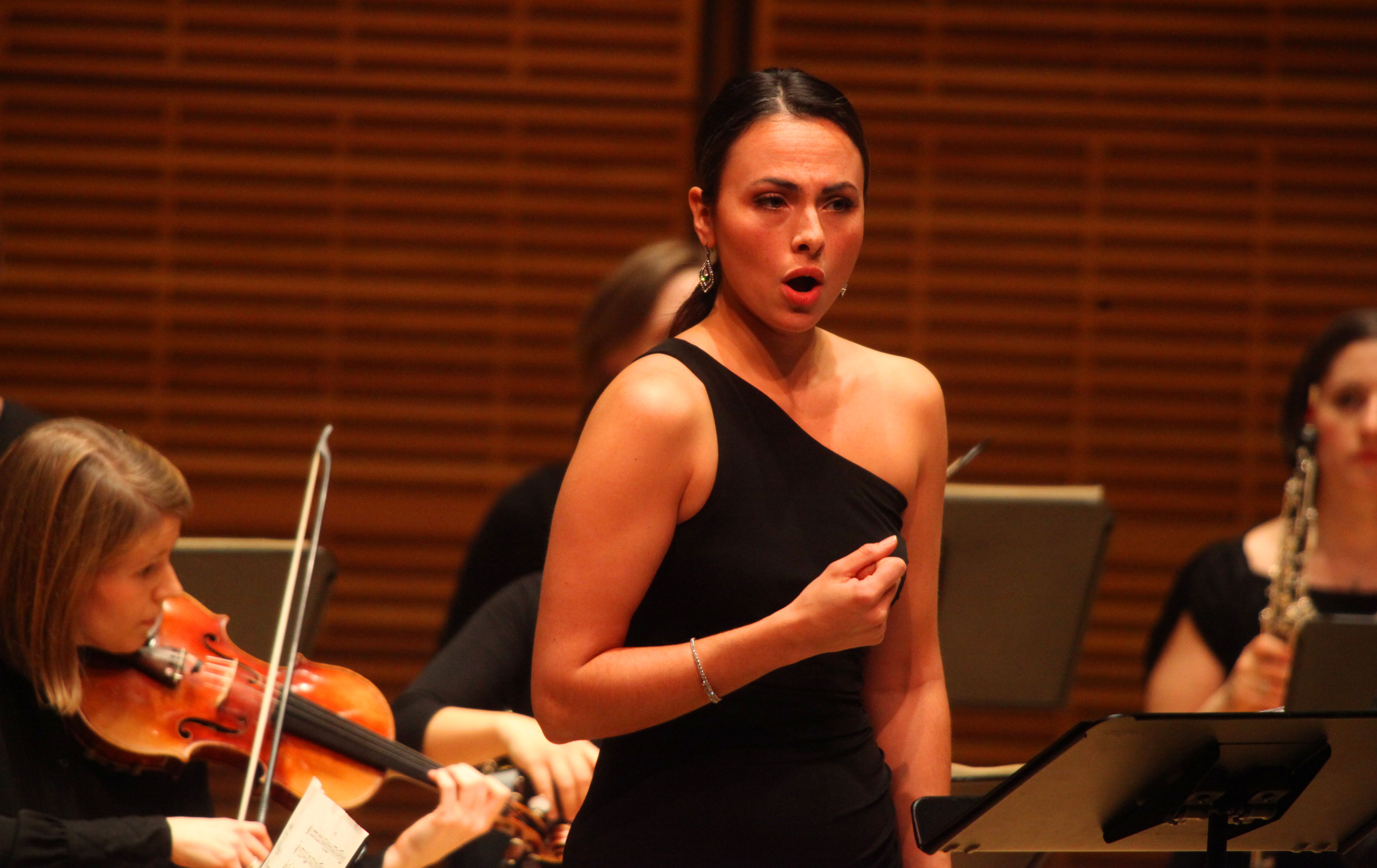 Eclectic repertoire from a mezzo-soprano on the rise - The Boston Globe