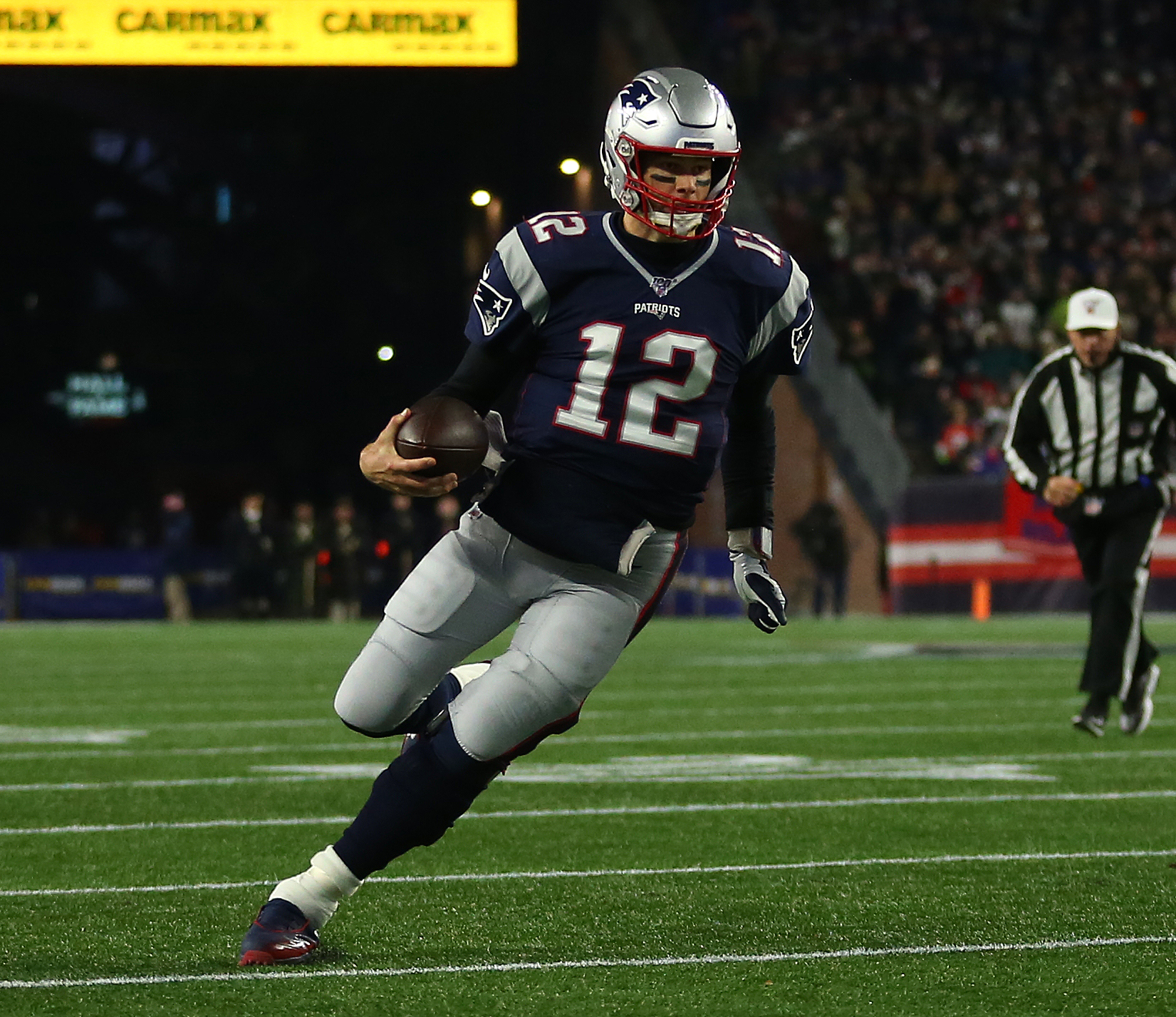 Photos: Patriots defeat Bills in a thrilling AFC East showdown - The ...