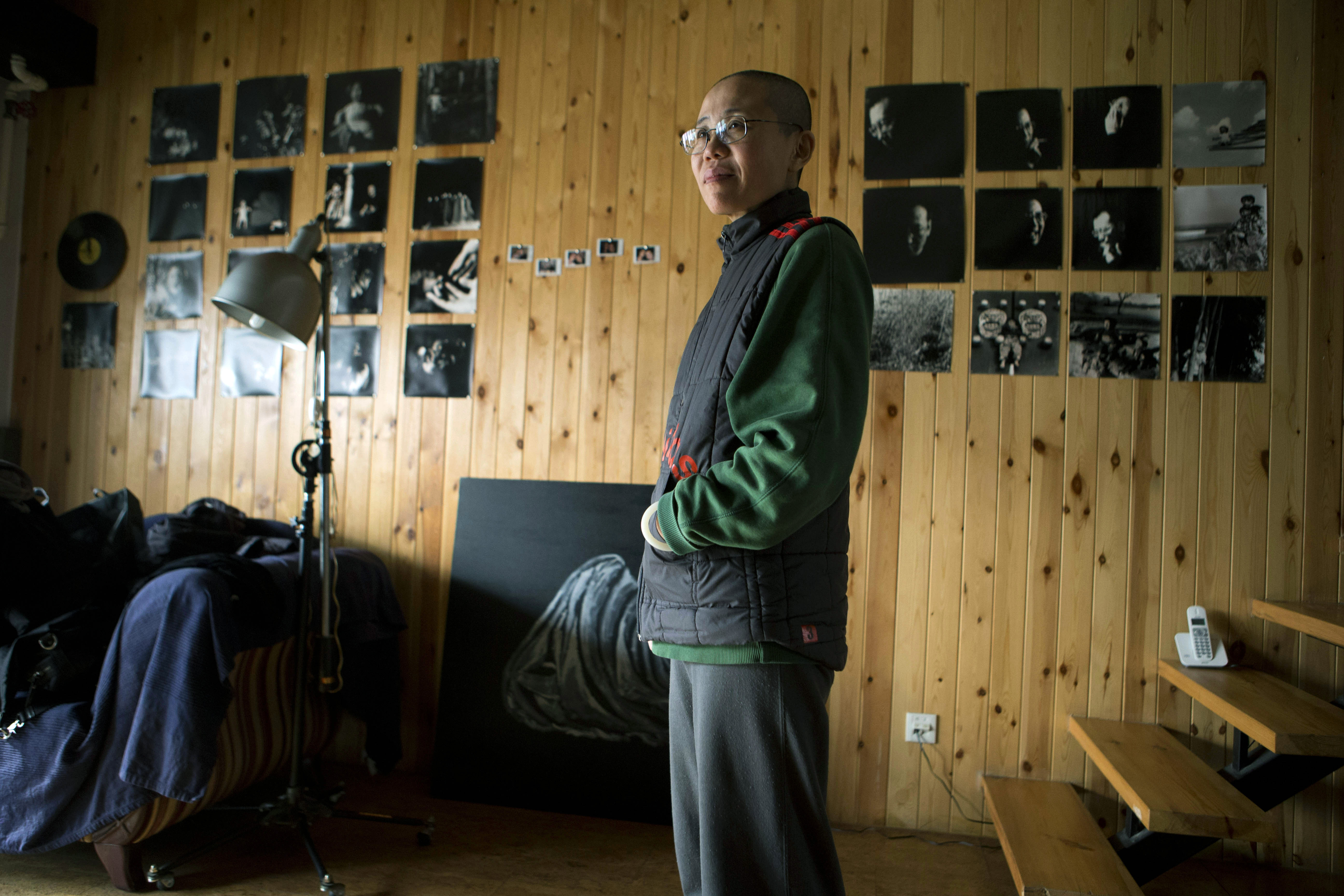 Chinese Nobel winner’s wife tells of his arrest - The Boston Globe